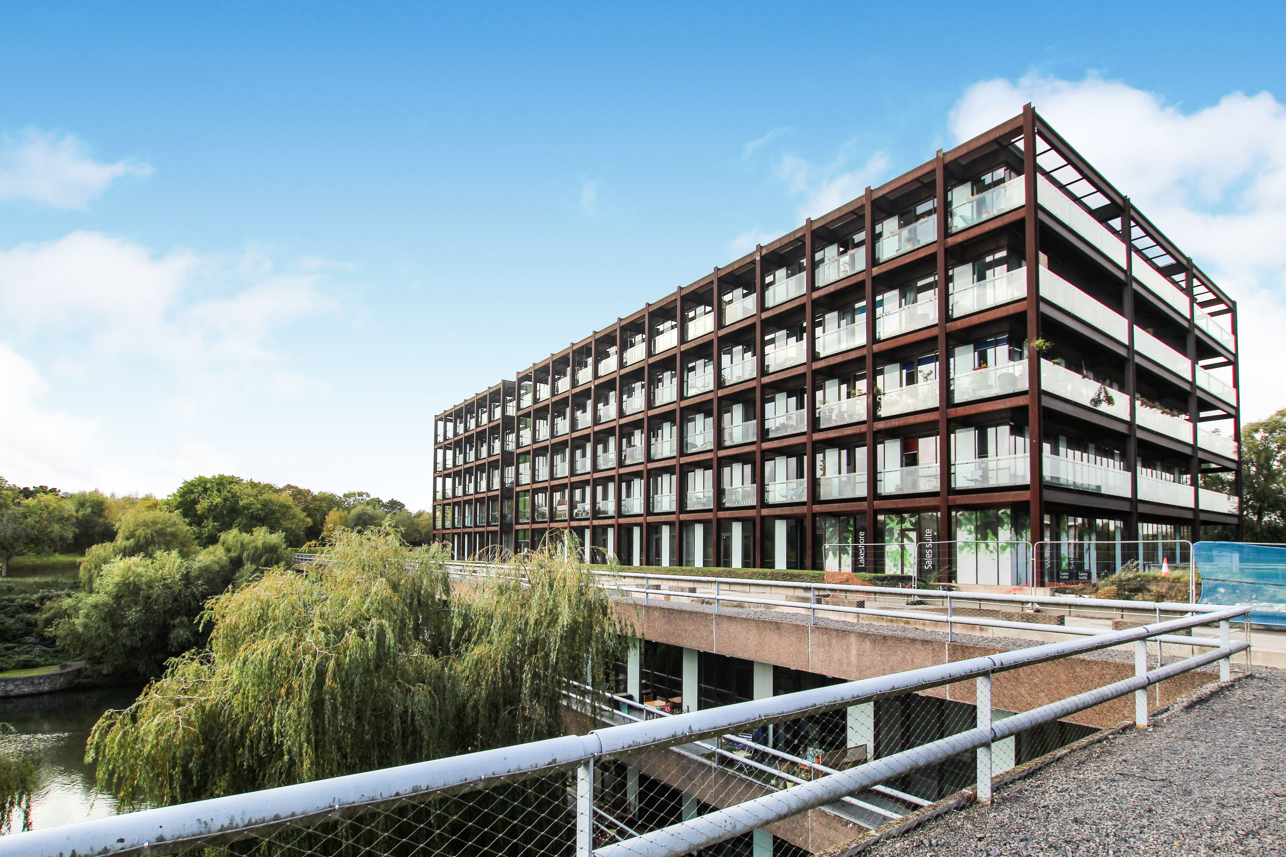 2 bedroom apartment for sale in Lake Shore Drive, Bristol, BS13 7BA