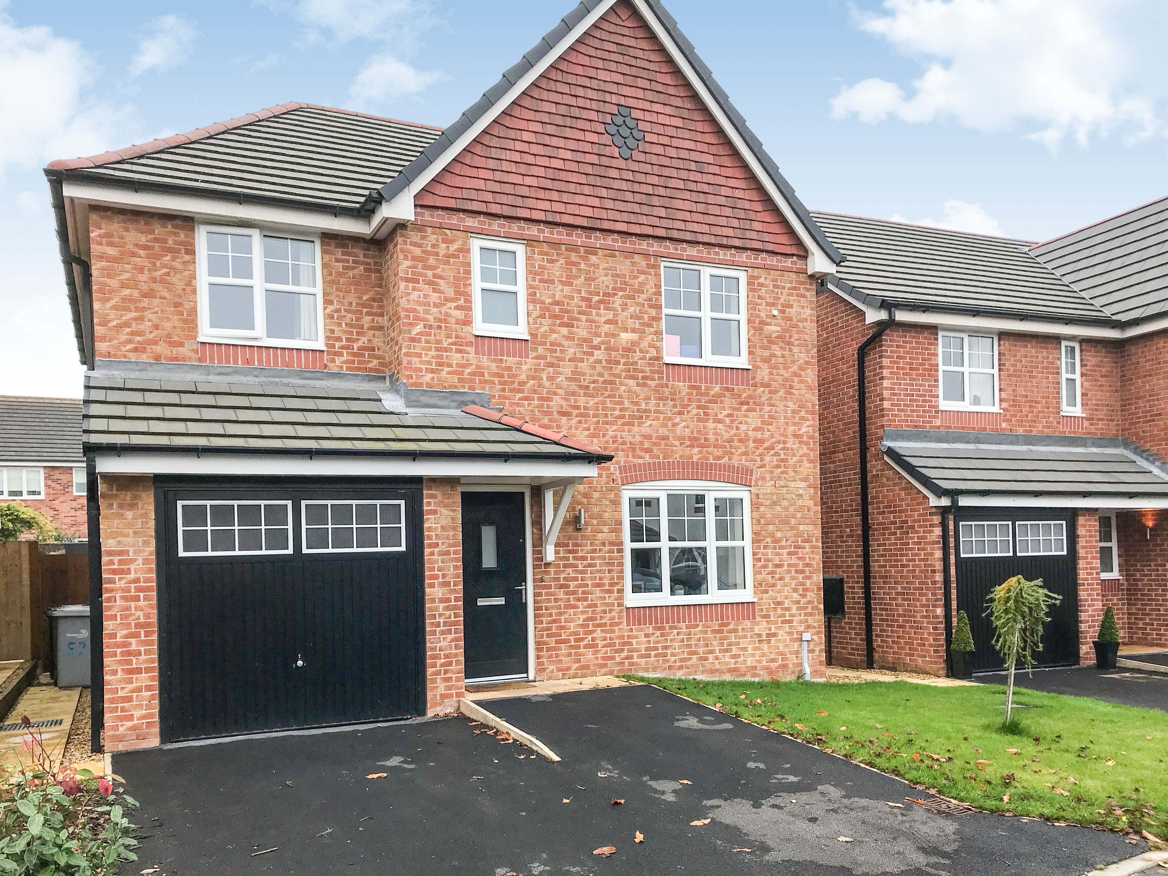 4 bedroom detached house for sale in Orchard Place, Sandbach, CW11 1JW