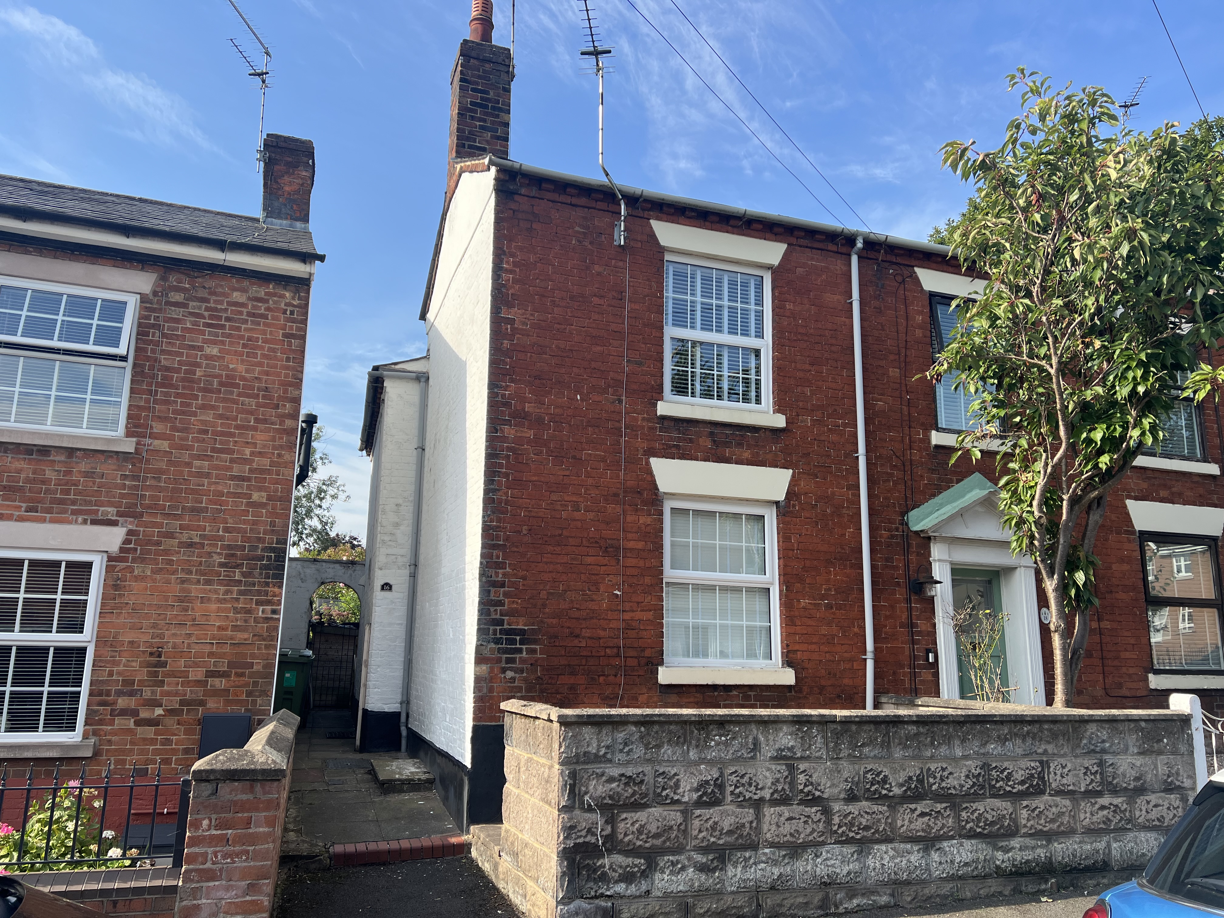 1 bedroom end of terrace house for sale in Oulton Road, Stone, ST15 8DZ