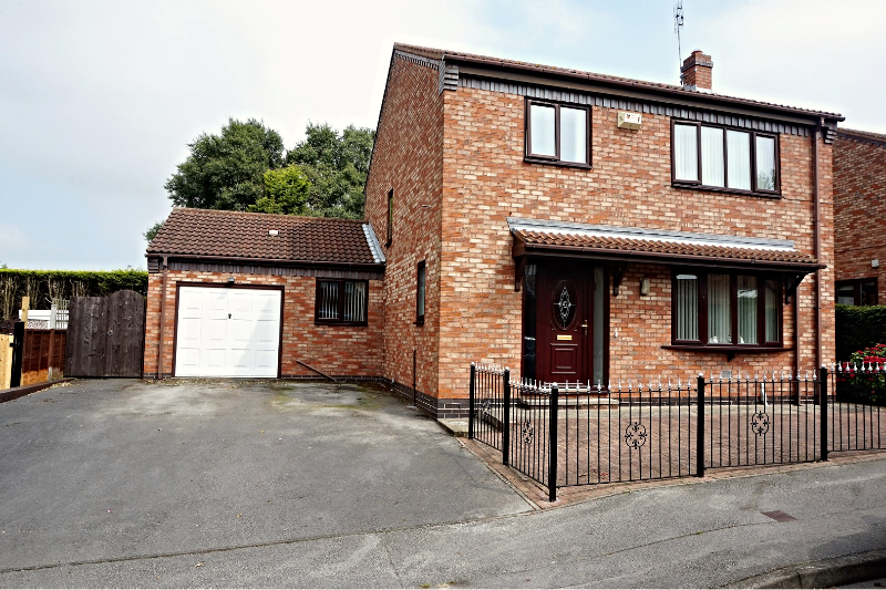 3 bedroom detached house for sale in Elm Tree Farm Road, Burstwick ...