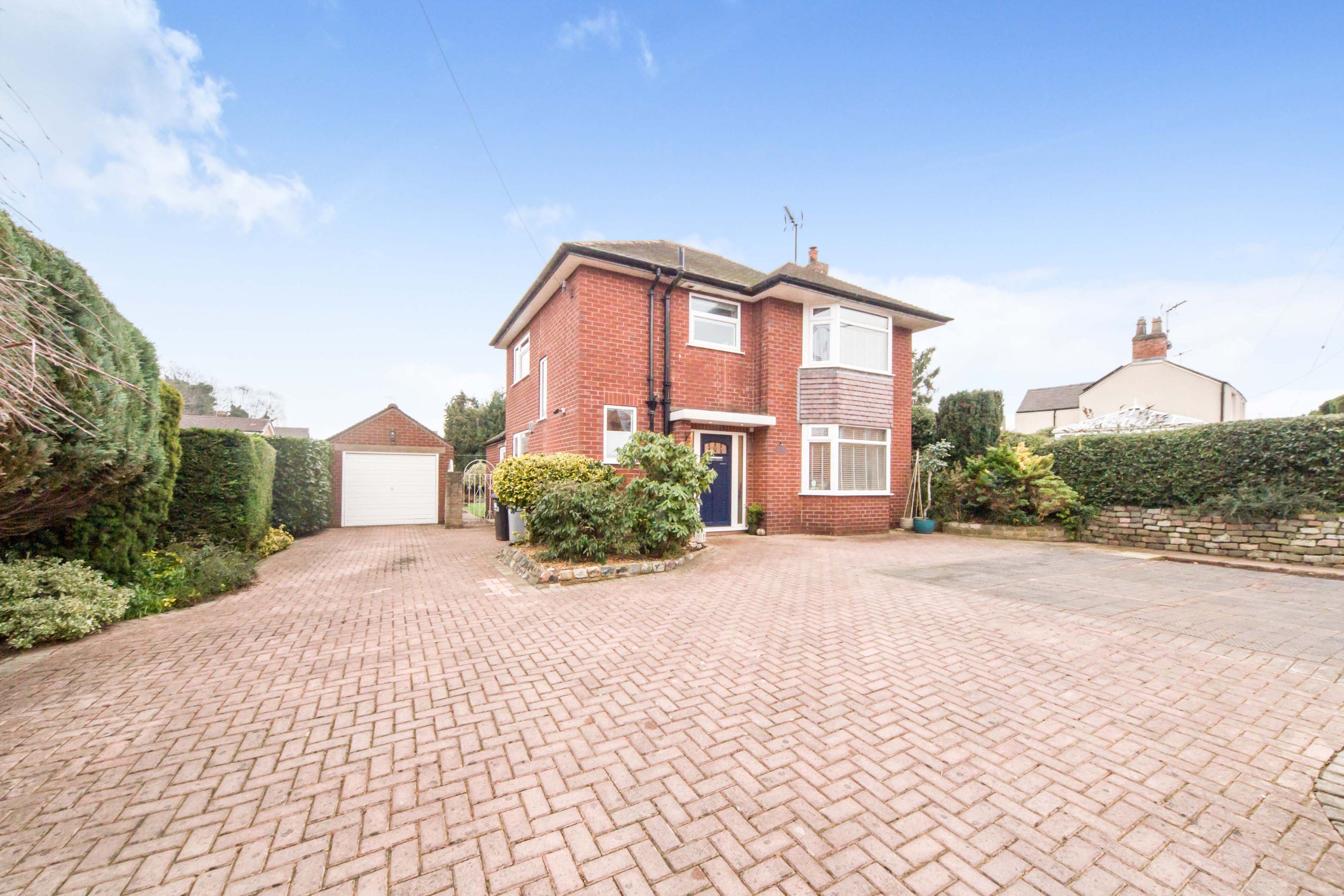 3 bedroom detached house for sale in Main Road, Crewe, CW2 5DU