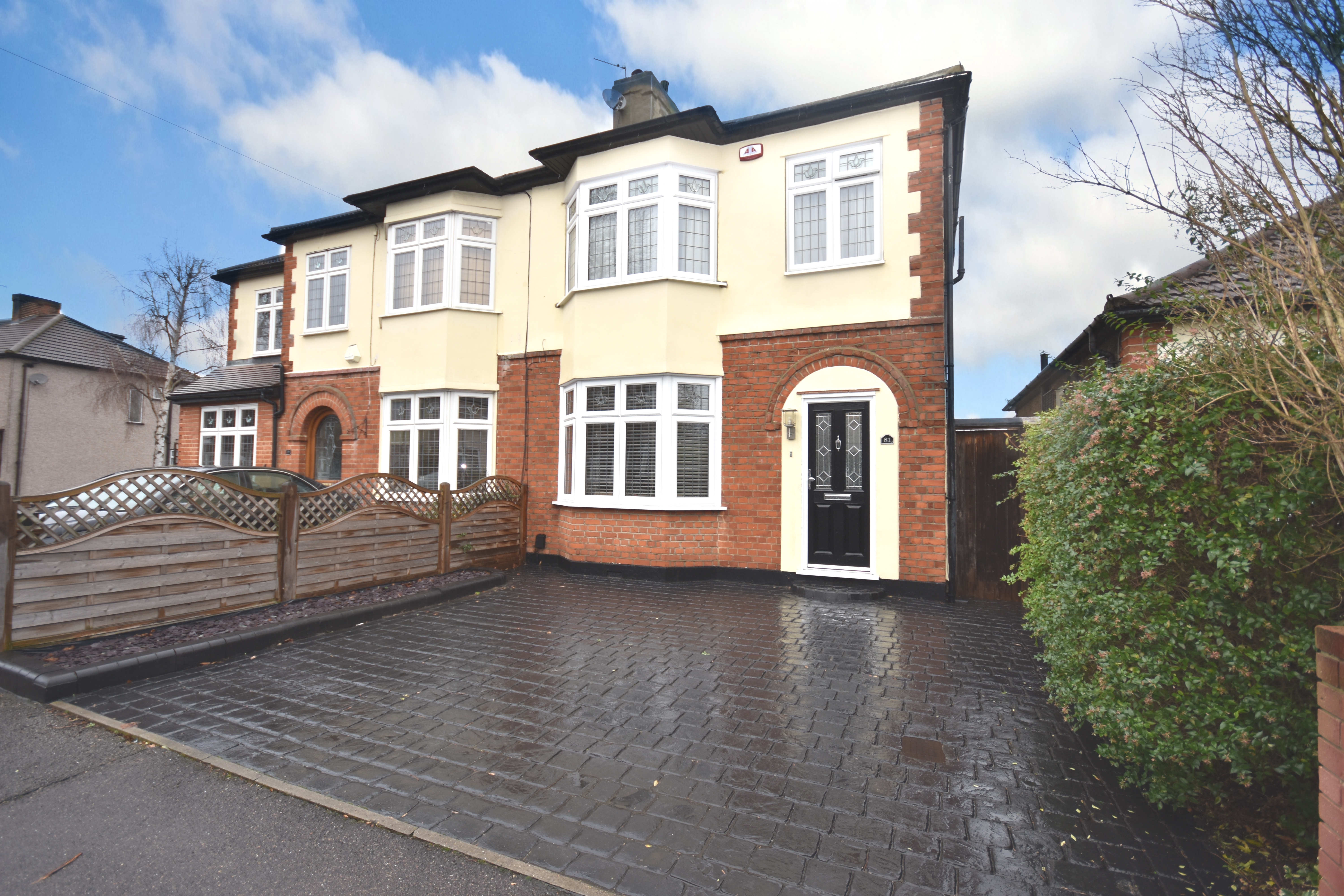 3 bedroom semi-detached house for sale in Cranham Road, Hornchurch ...
