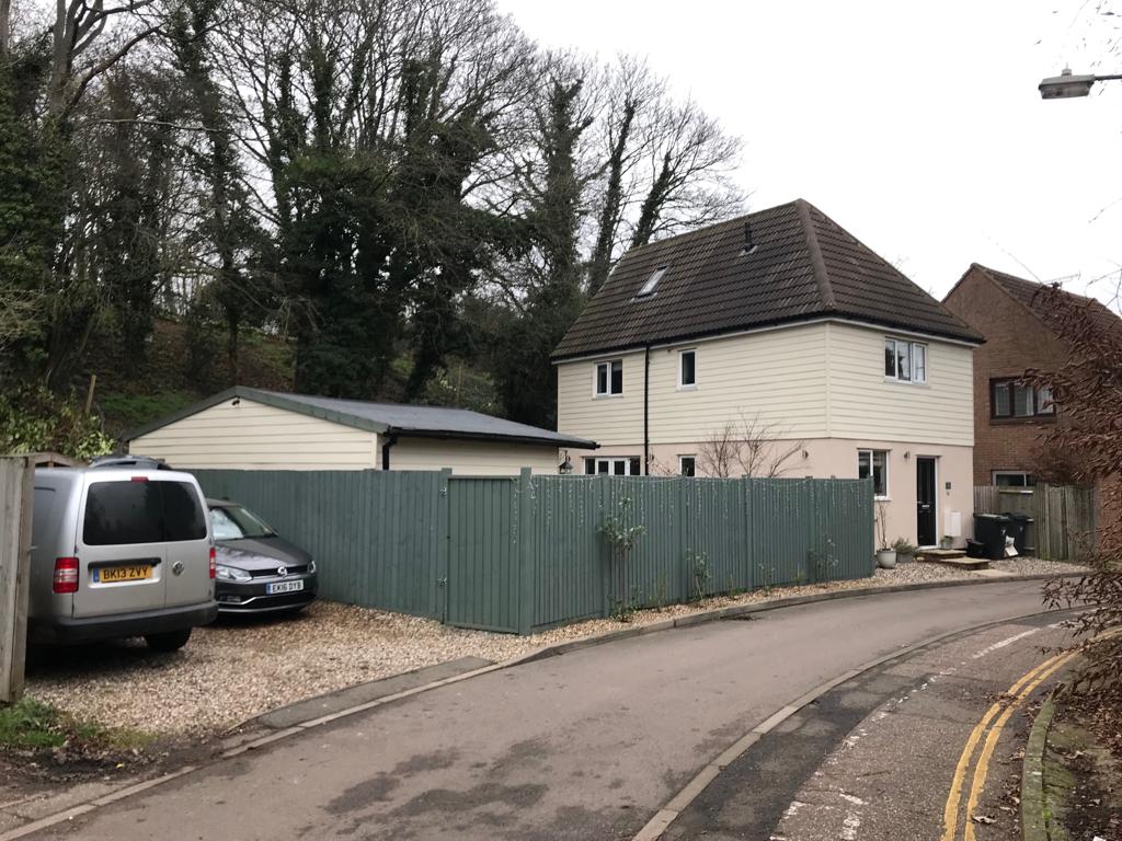 3 bedroom detached house for sale in Normansfield, Dunmow, CM6 1XA