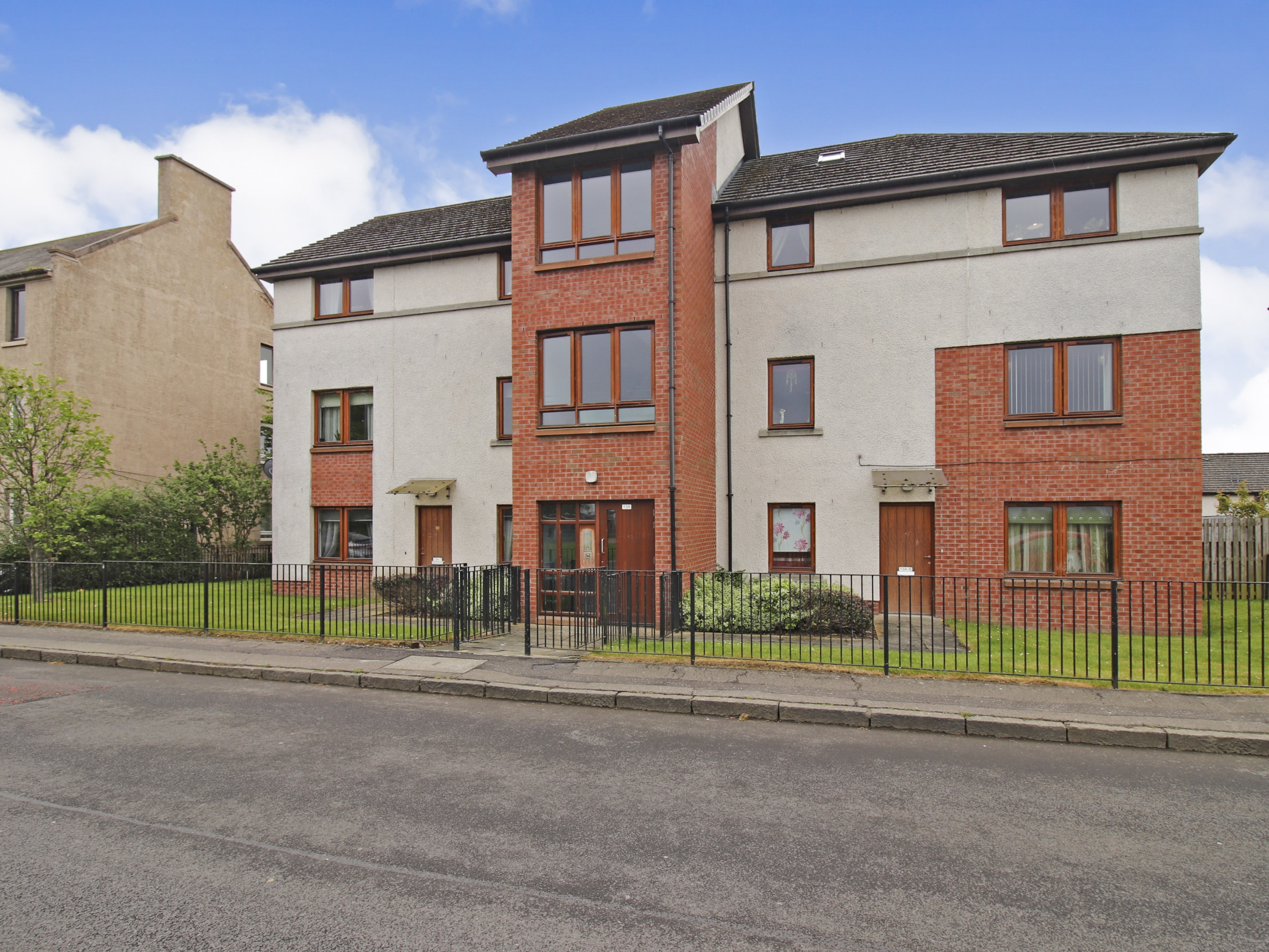 2 bedroom flat for sale in 13a West Pilton Avenue, Edinburgh, EH4 4BX