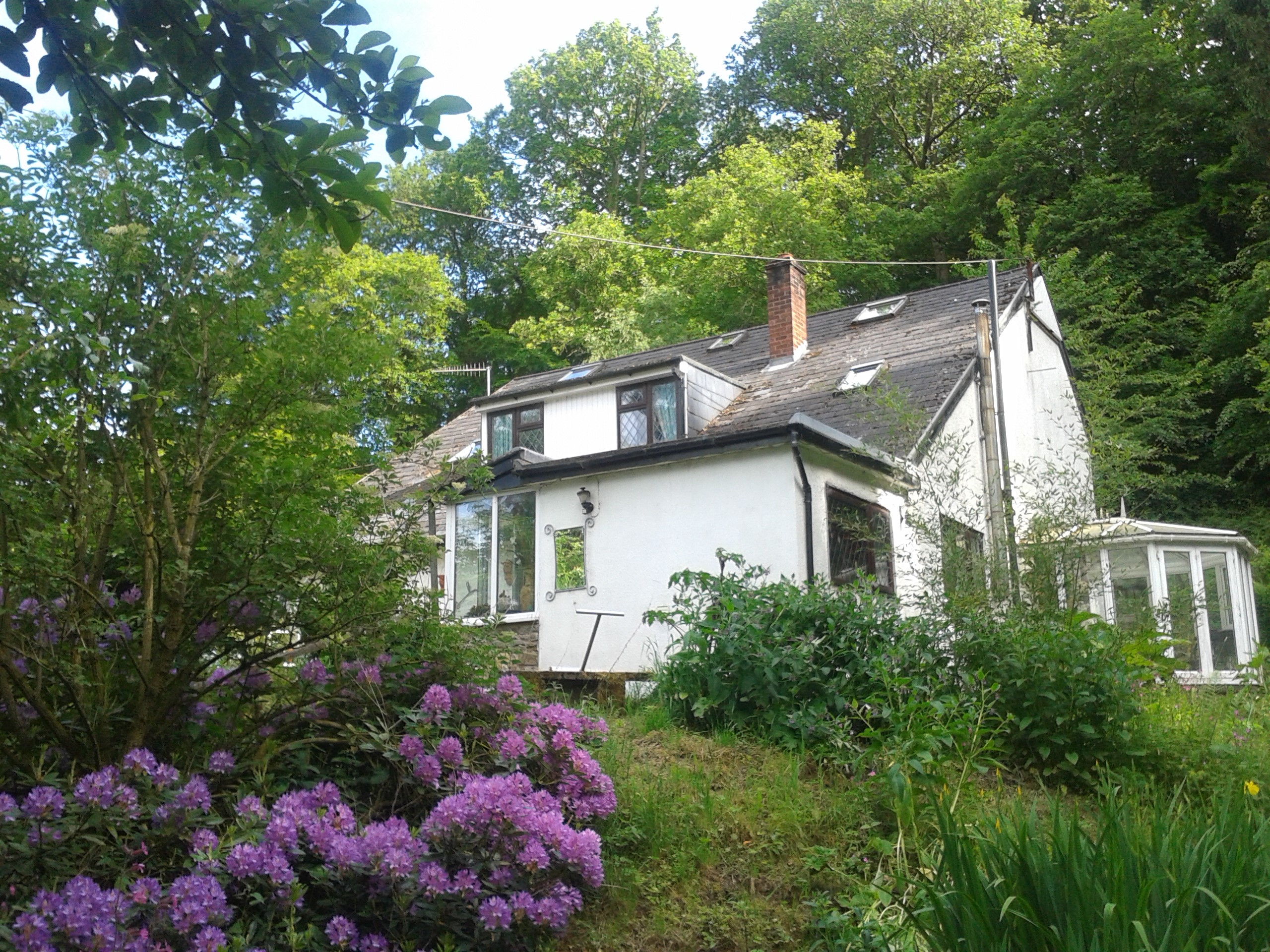 5 bedroom detached house for sale in Abermule, Montgomery, SY15 6NA