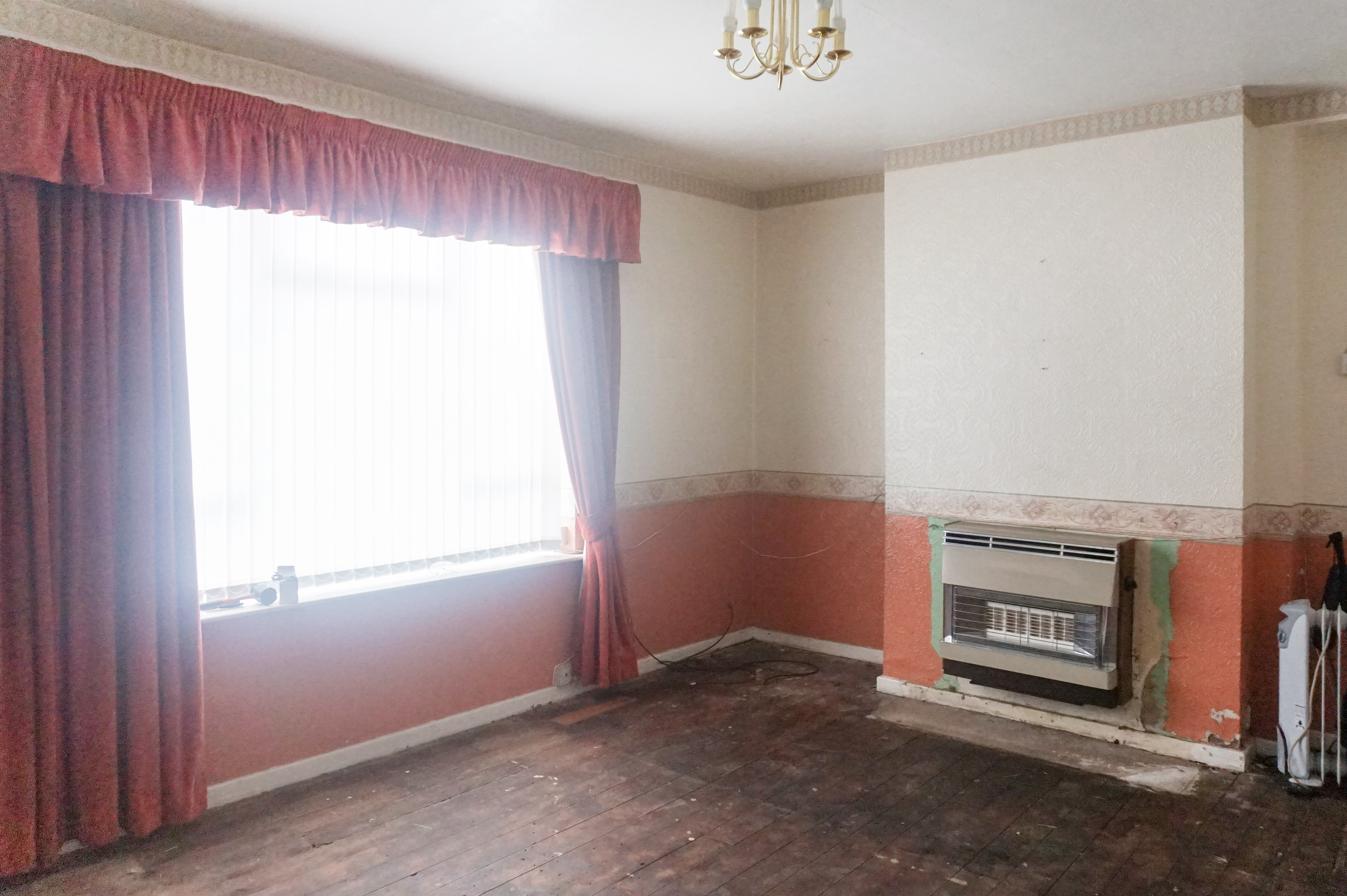 3 bedroom semi-detached house for sale in Valley Road, Blakenall Heath ...