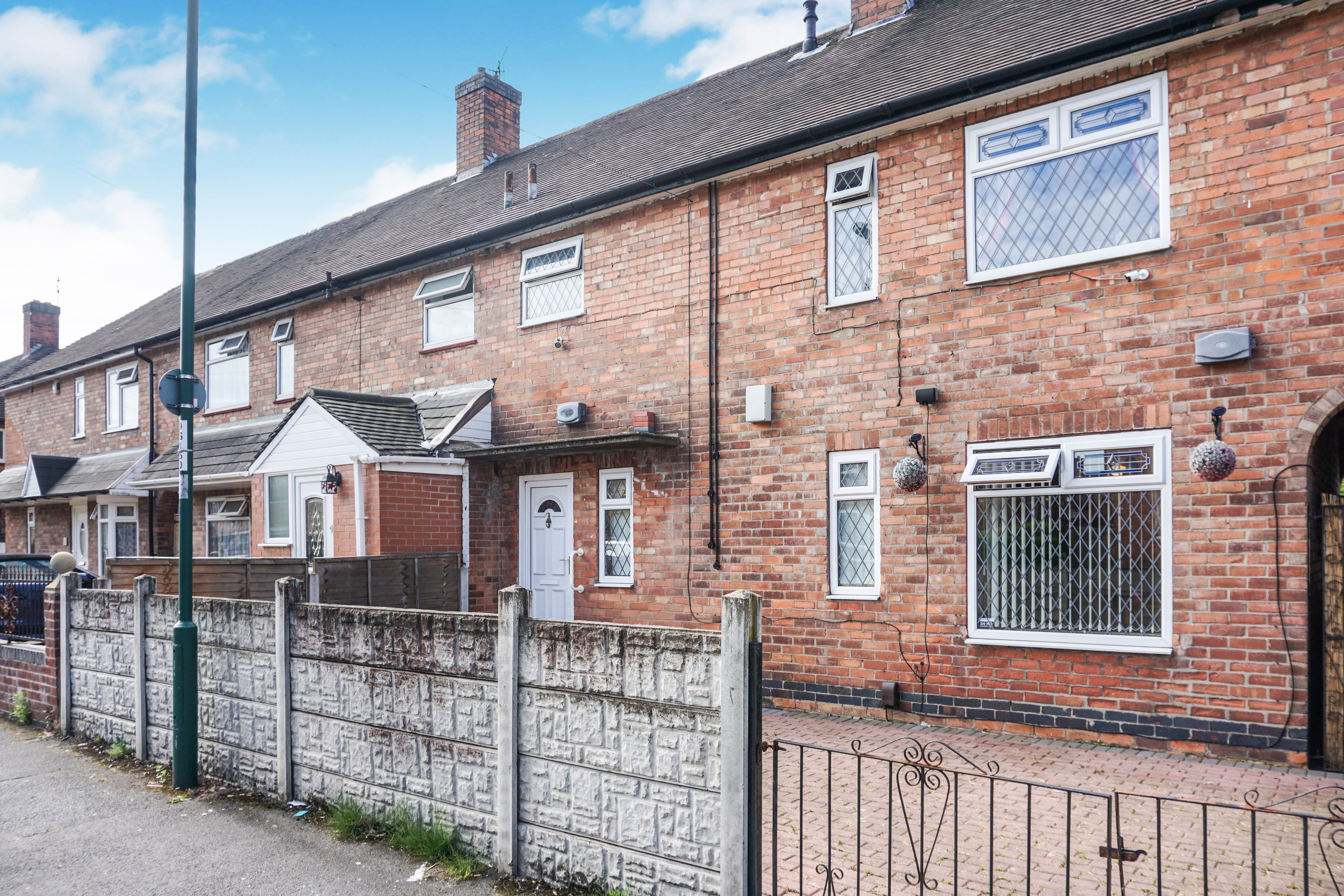 3 bedroom terraced house for sale in Southfield Road, Nottingham, NG8 3PL
