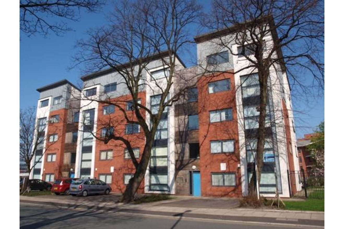 2 bedroom flat for sale in Trinity Road, Bootle, L20 7BD