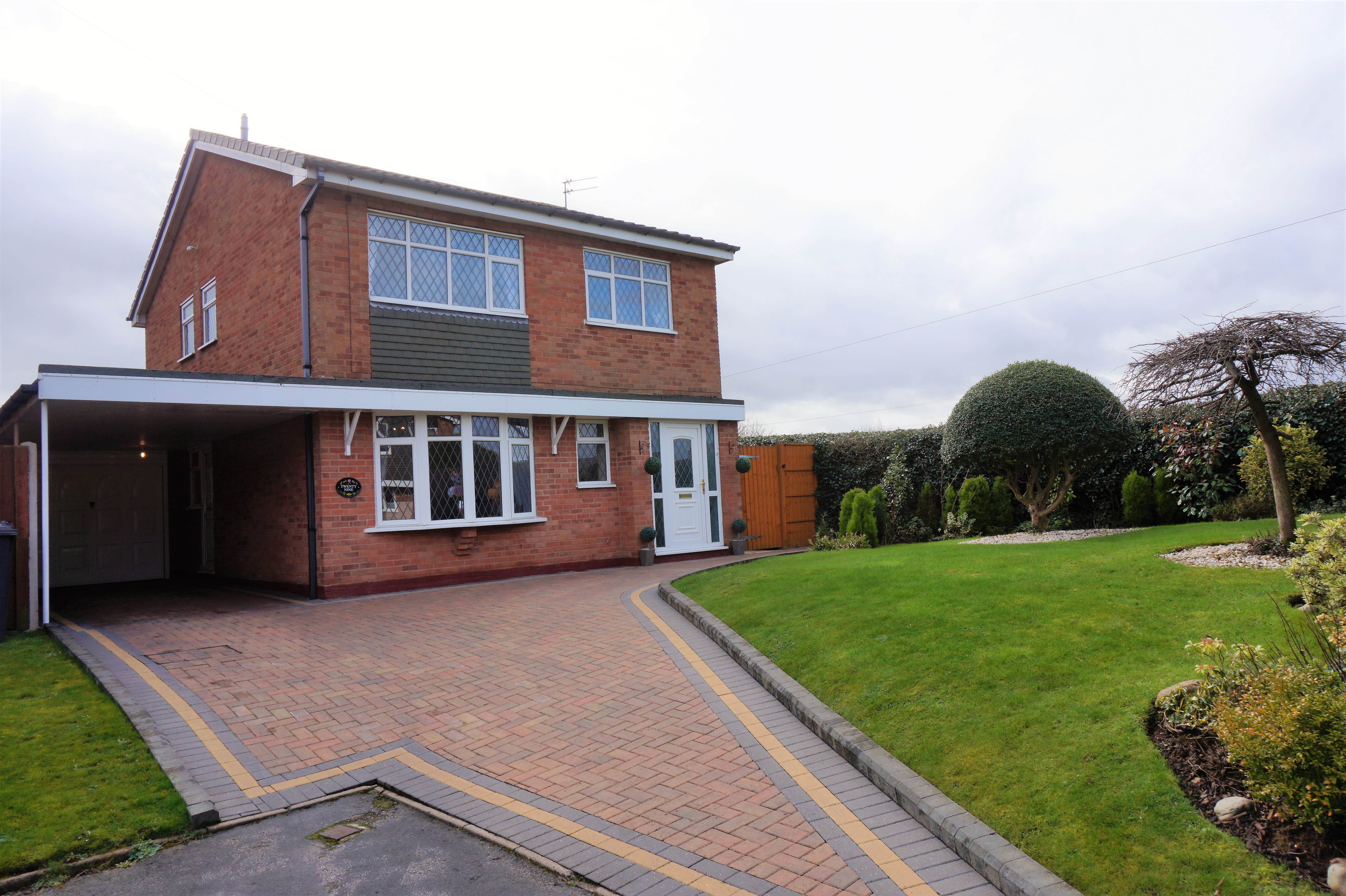 4 bedroom detached house for sale in Windsor Road, Pattingham ...