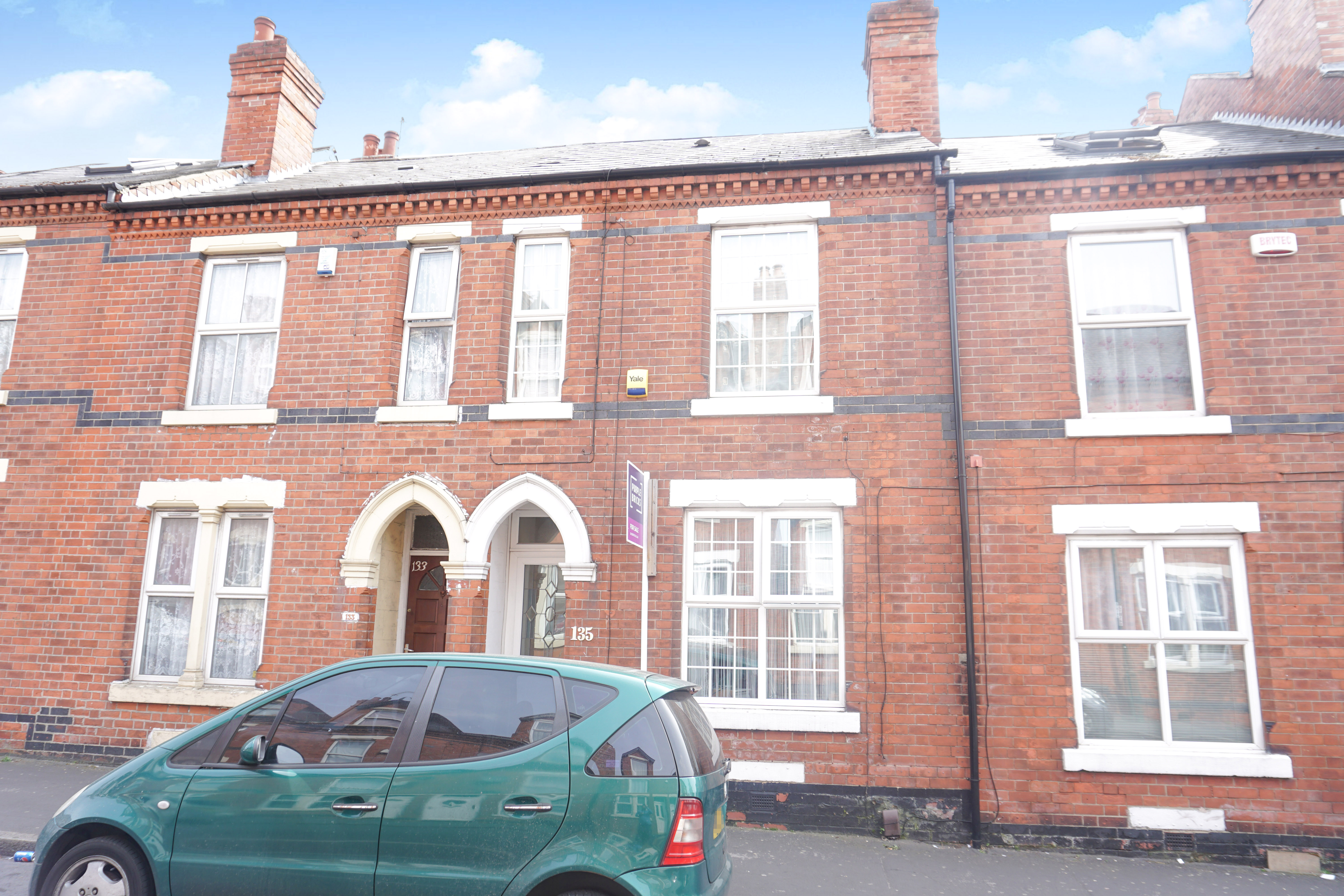 2 bedroom terraced house for sale in Berridge Road, Nottingham, NG7 6HS