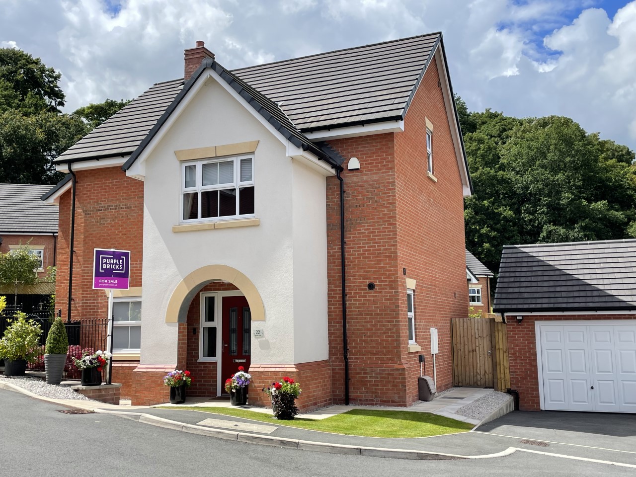 4 bedroom detached house for sale in Forge Lane, Congleton, CW12 4HF