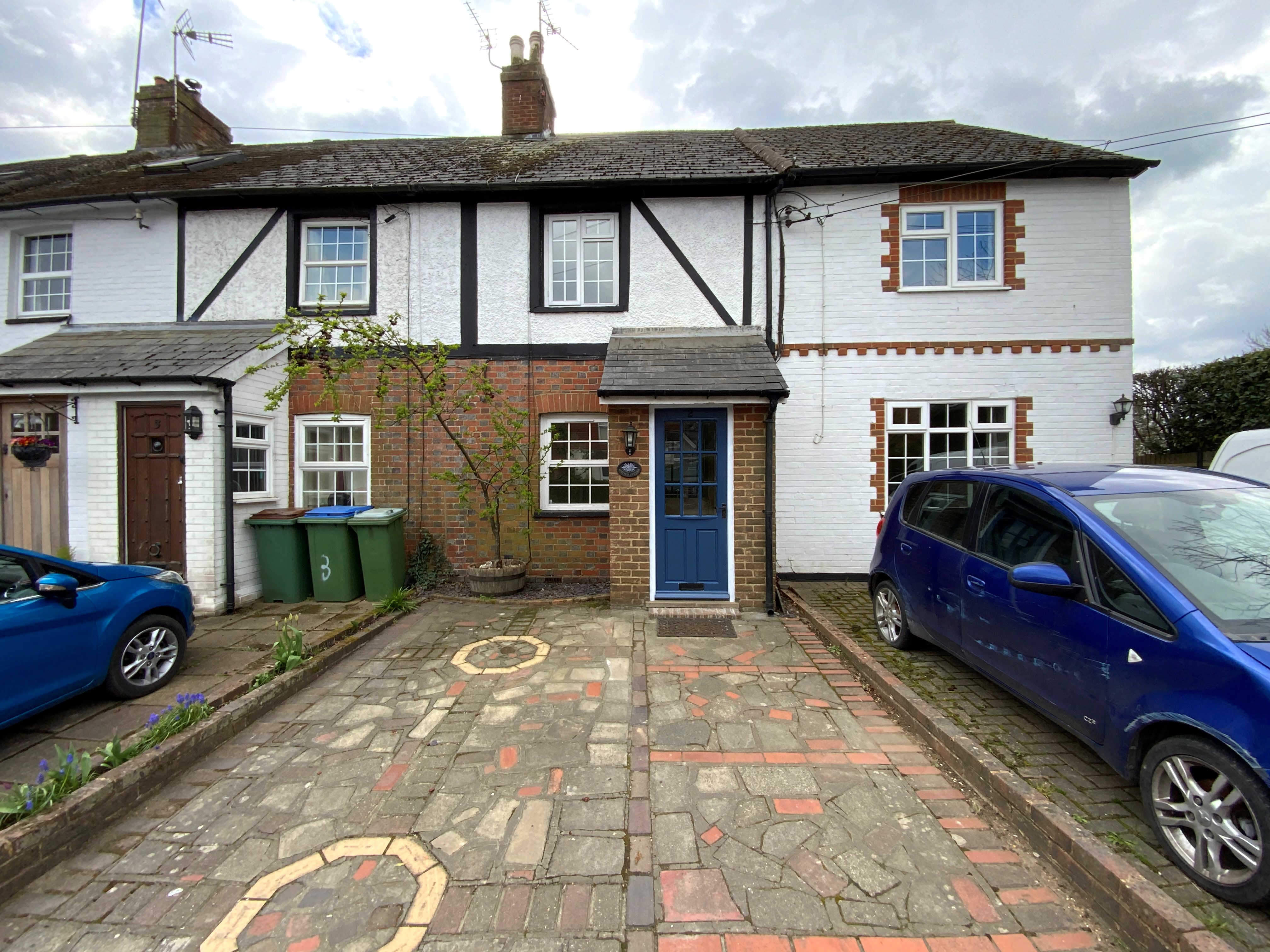 2 bedroom cottage for sale in East Street, Rusper, RH12 4RB