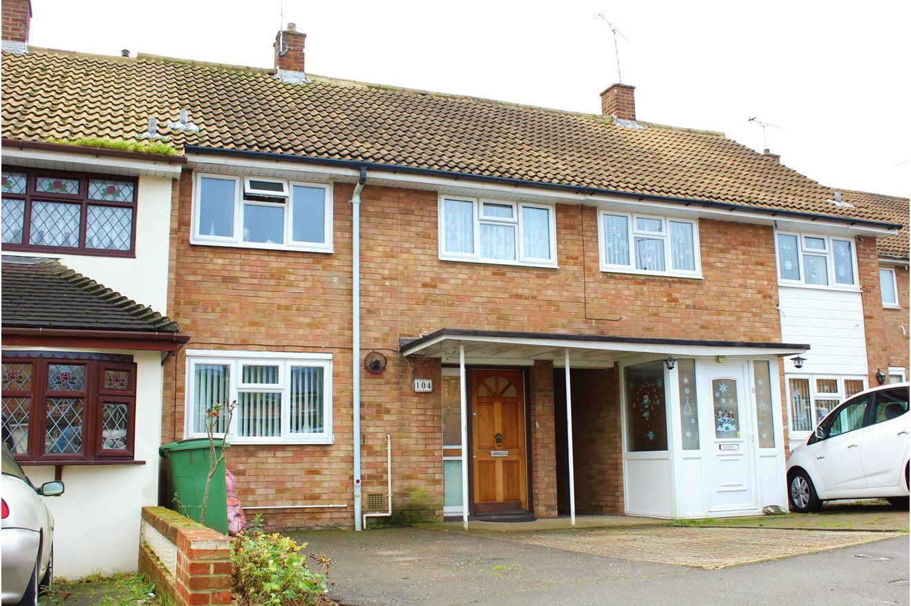 3 bedroom terraced house for sale in Curling Tye, Basildon, SS14 2PR