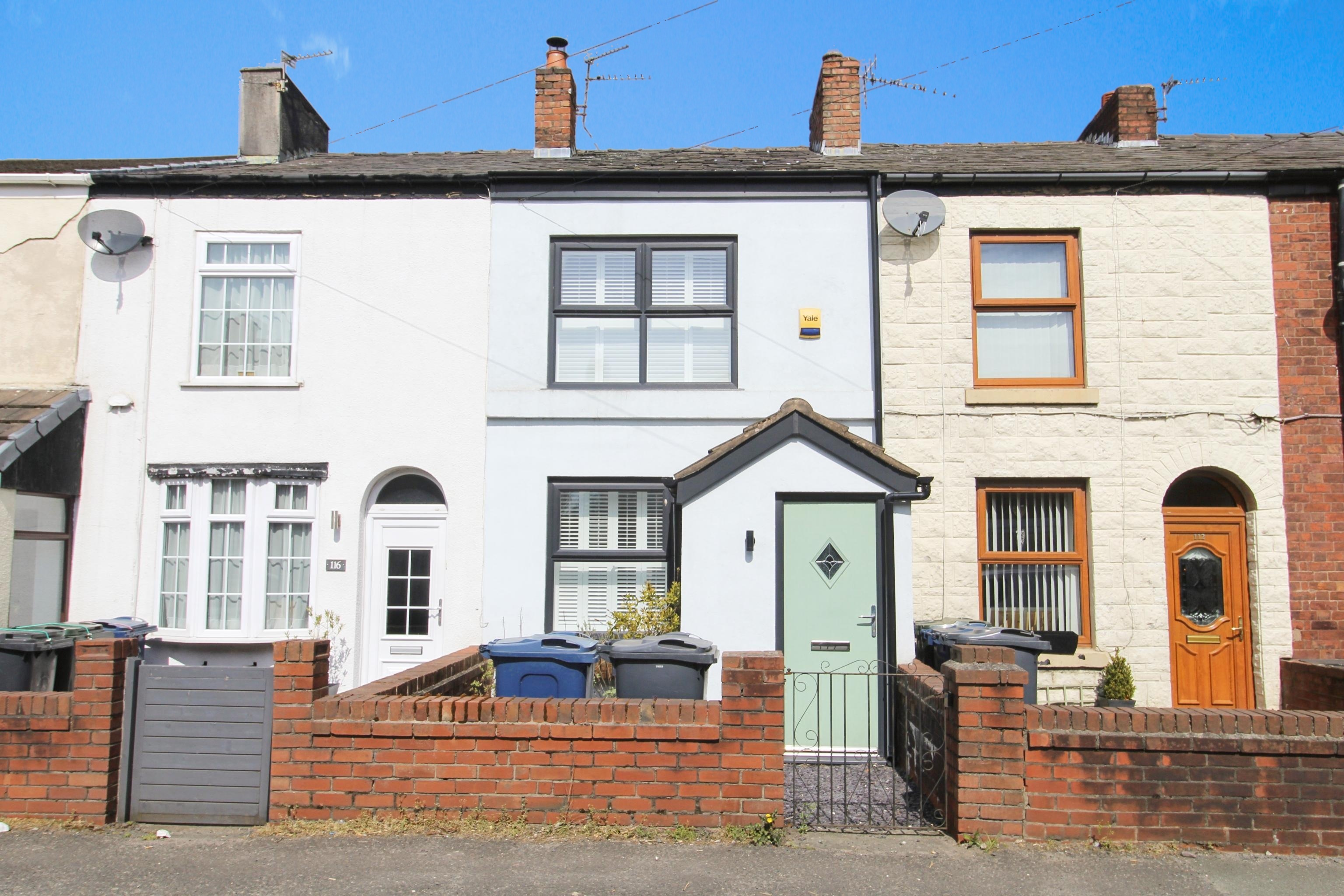 2 bedroom terraced house for sale in Liverpool Road, Skelmersdale, WN8 8BX