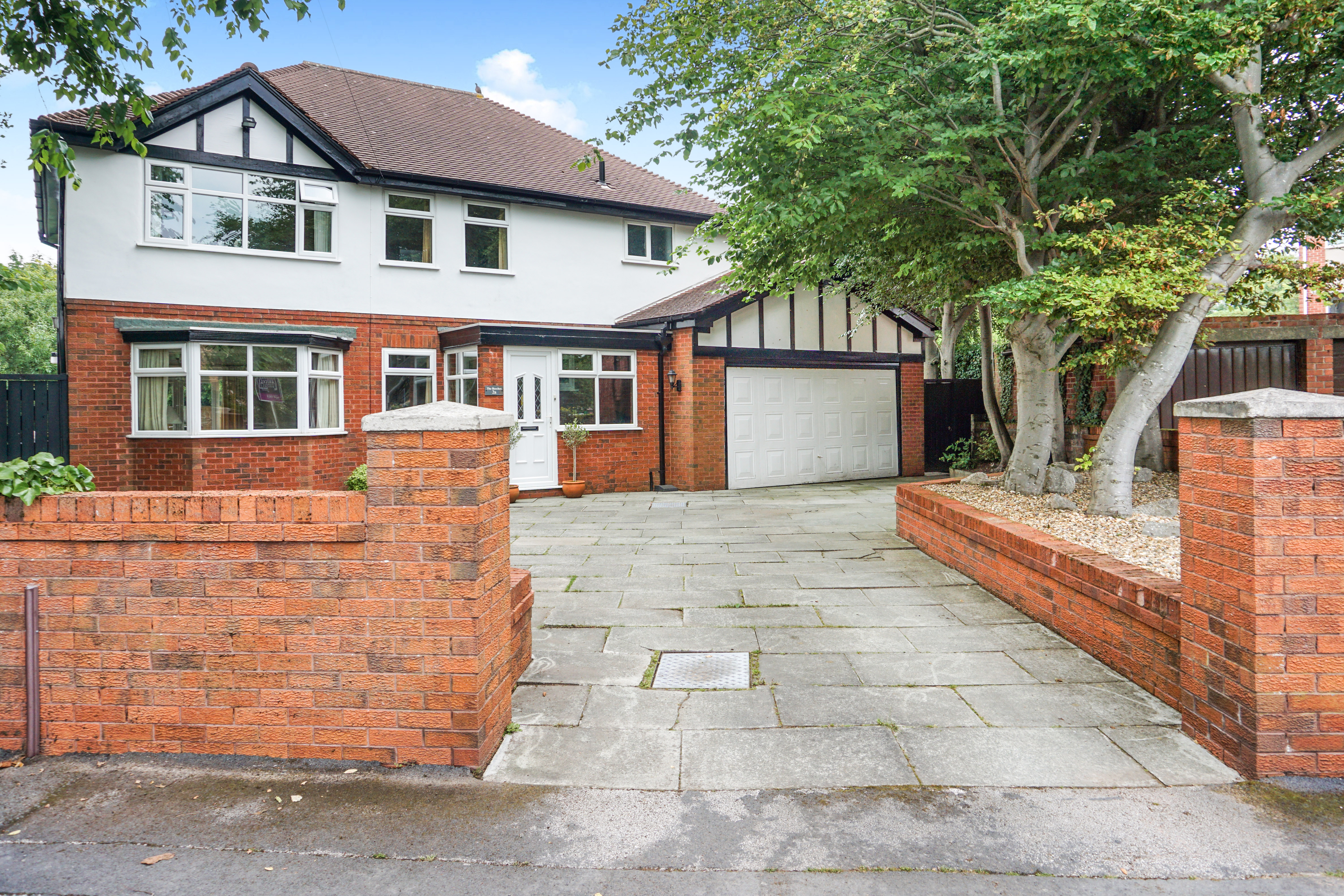 5 bedroom detached house for sale in Dowhills Road, Liverpool, L23 8SN