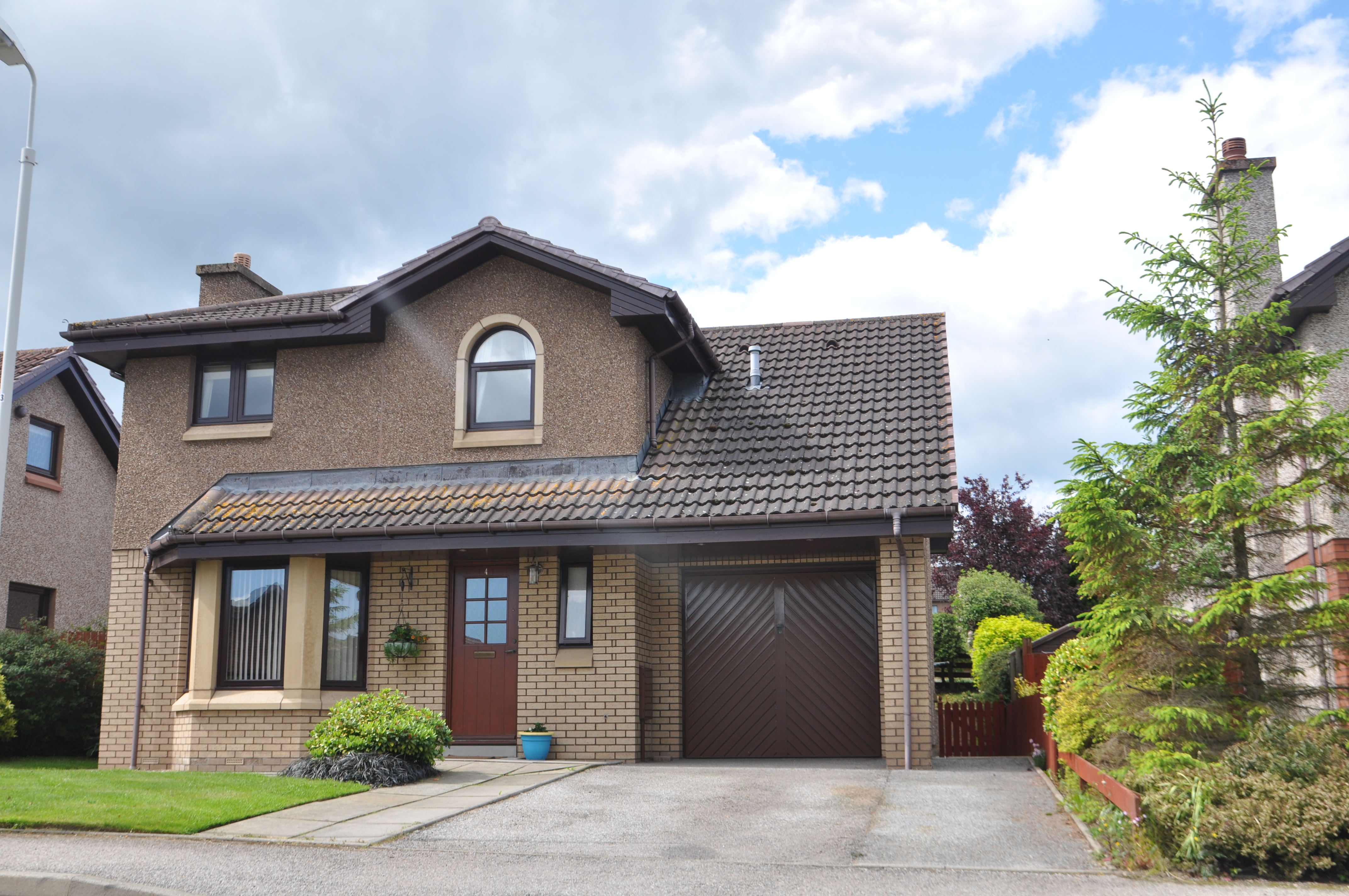 4 bedroom detached house for sale in Kennedy Place, Elgin, IV30 4EL