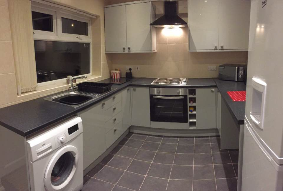 2 bedroom semi-detached bungalow for sale in Fishpond Way, Stoke-on ...
