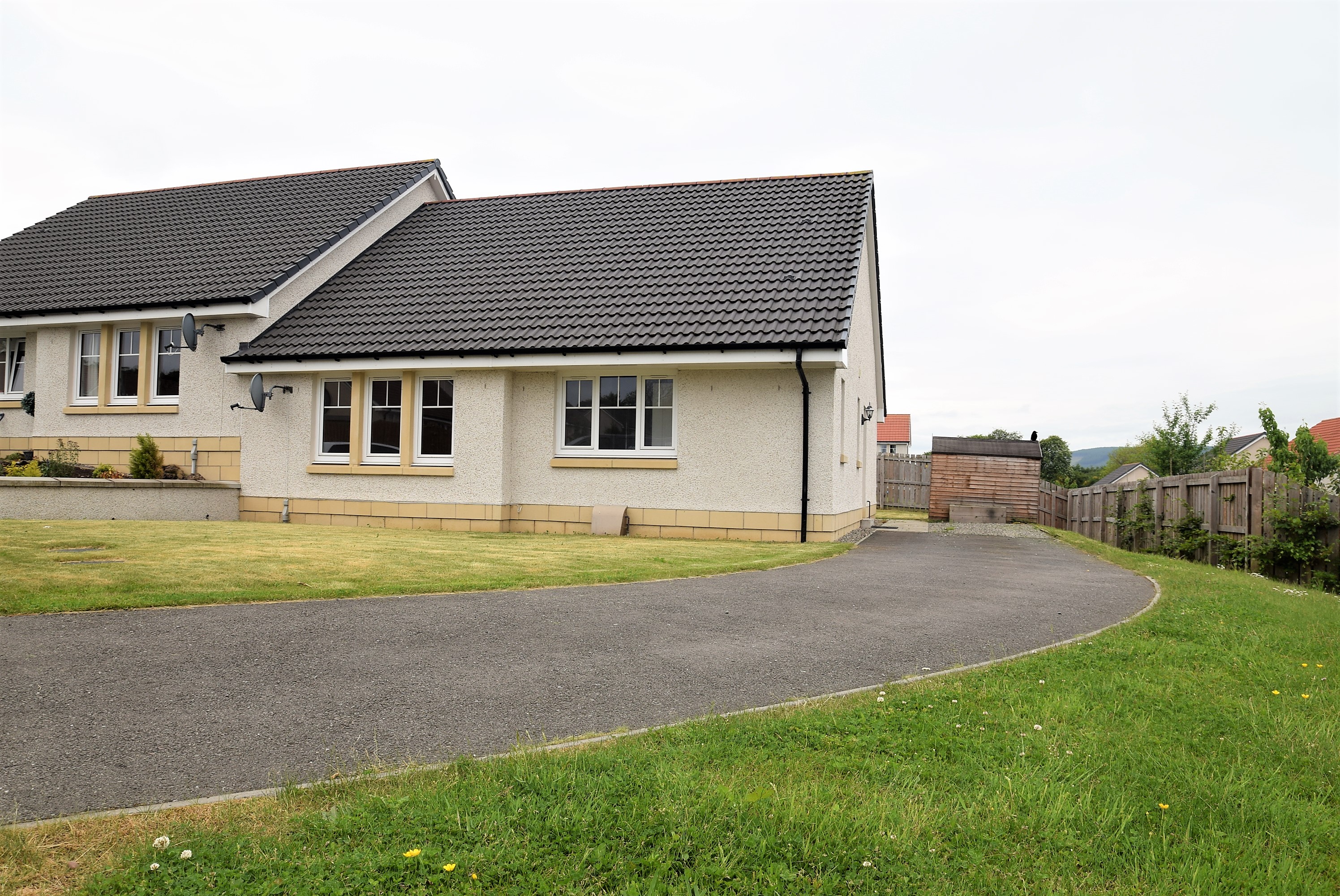 3 bedroom semi-detached bungalow for sale in Holm Farm Road, Inverness ...