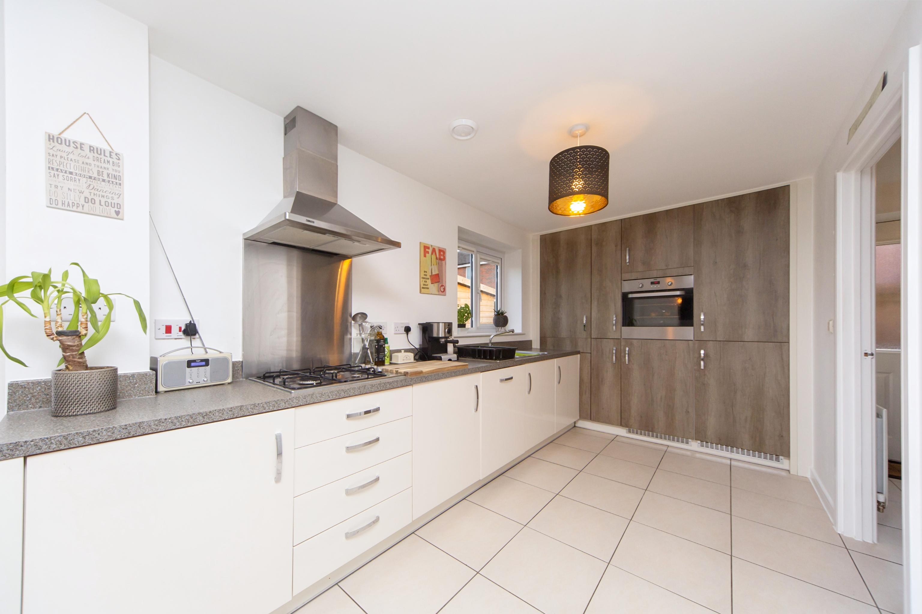 4 bedroom detached house for sale in Heron Way, Sandbach, CW11 3AU