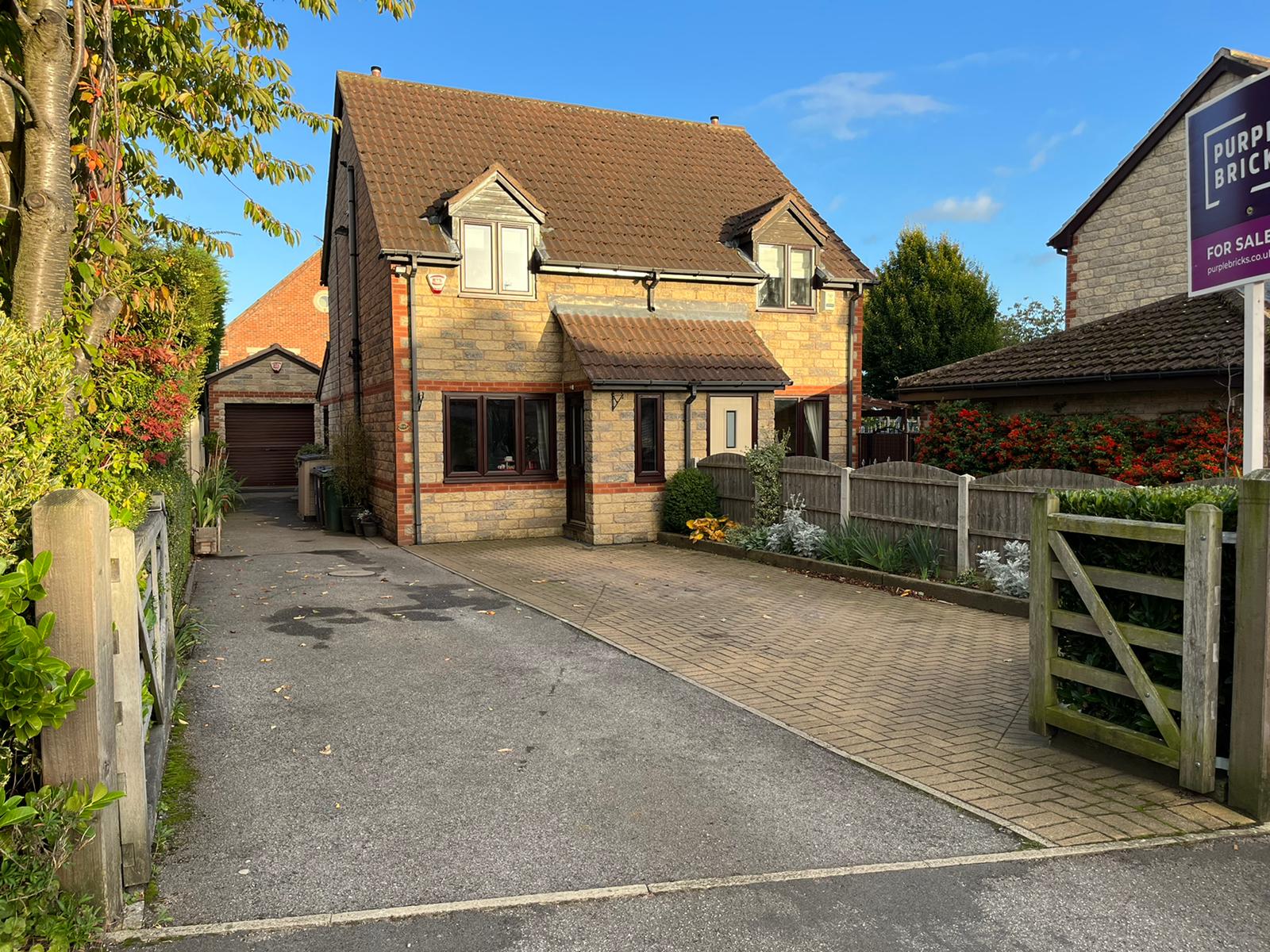 2 bedroom semi-detached house for sale in Birchwood Gardens, Rotherham ...