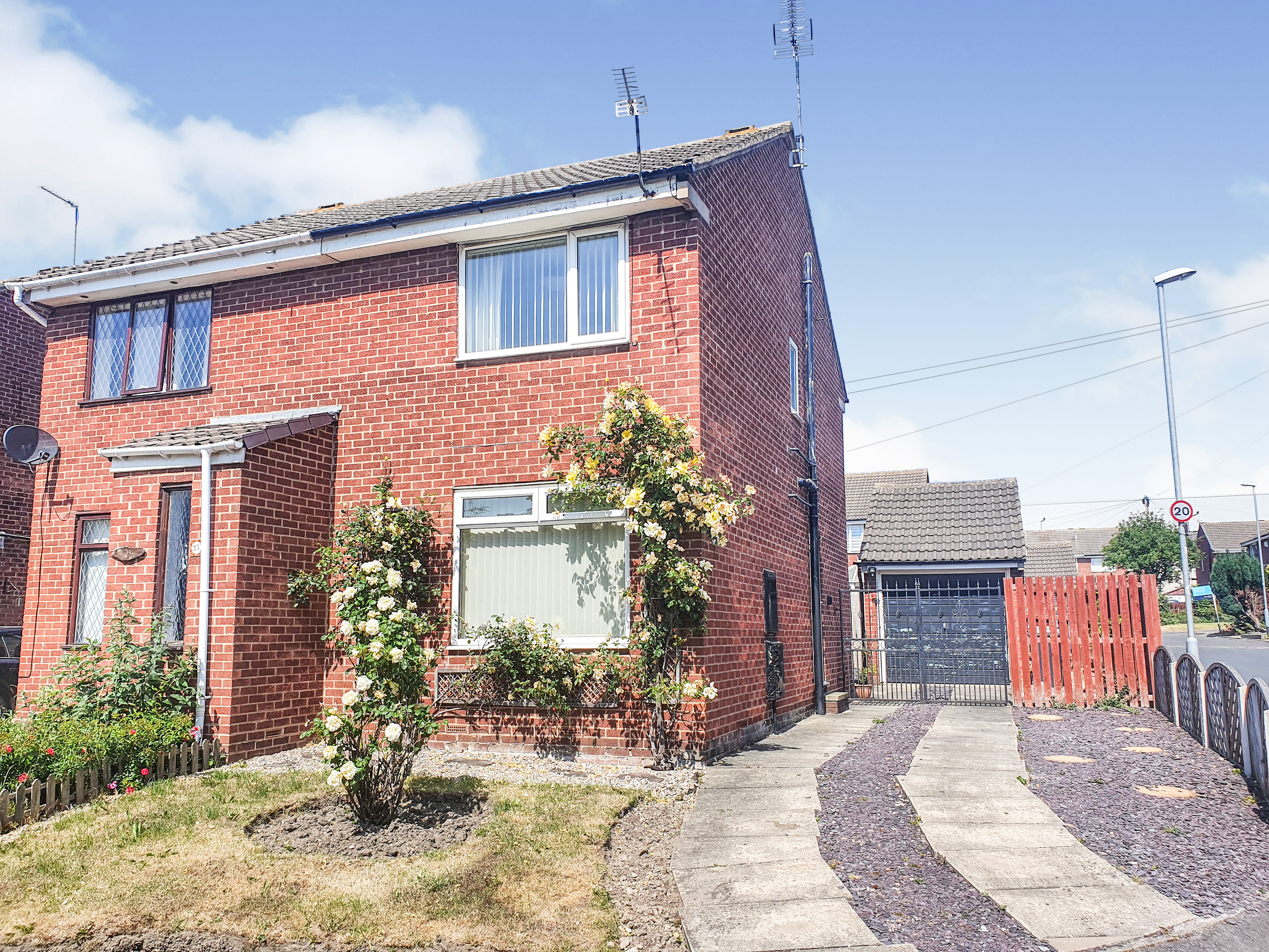 2 bedroom semi-detached house for sale in Lydgate stoney rock lane ...