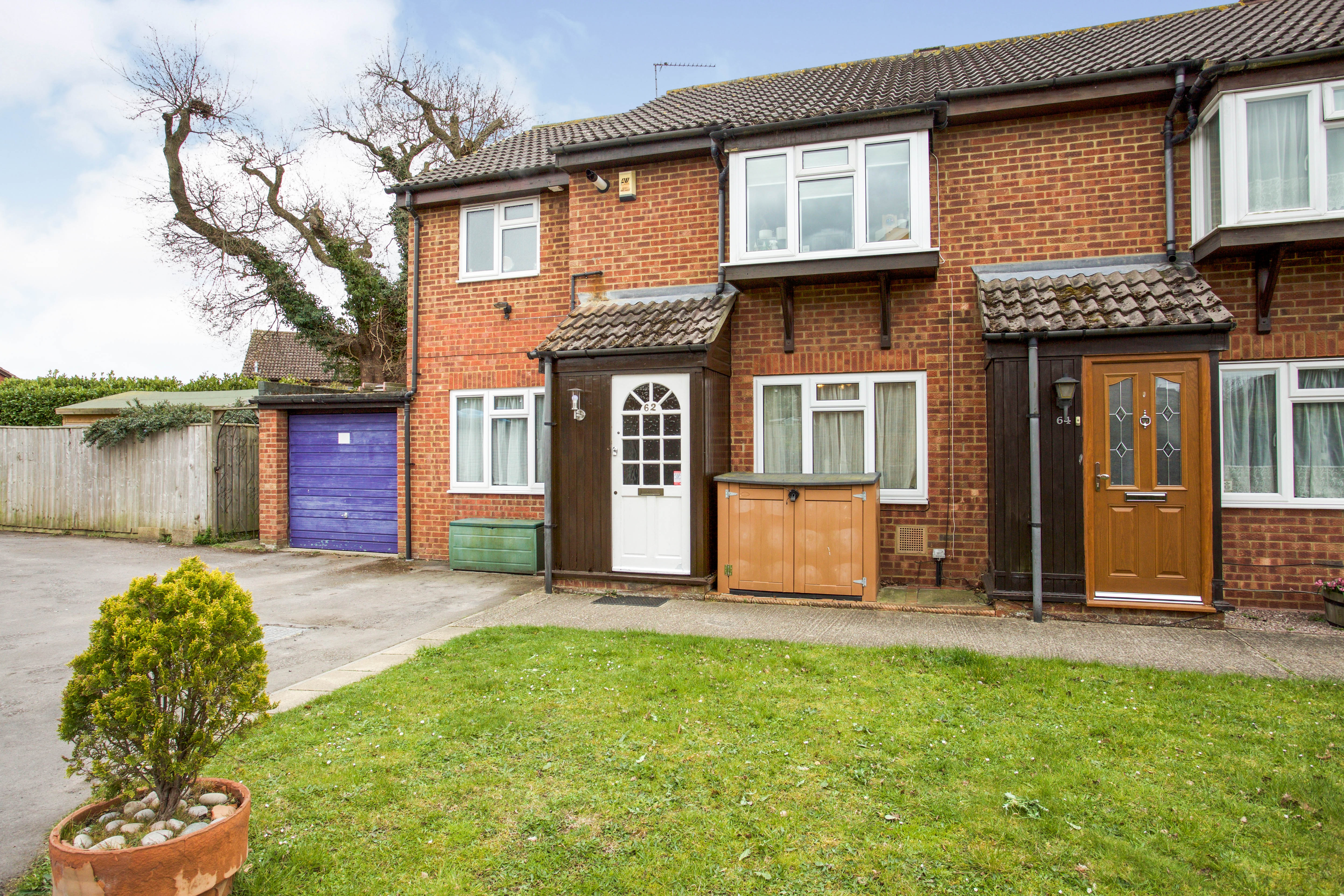 5 bedroom end of terrace house for sale in Hawkedon Way, Lower Earley ...