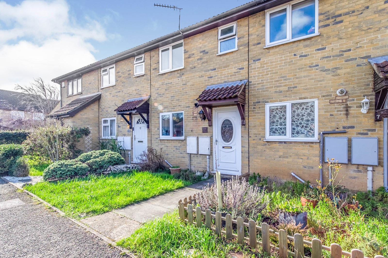 2 bedroom terraced house for sale in Eccles Row, Aylesford, ME20 7HS