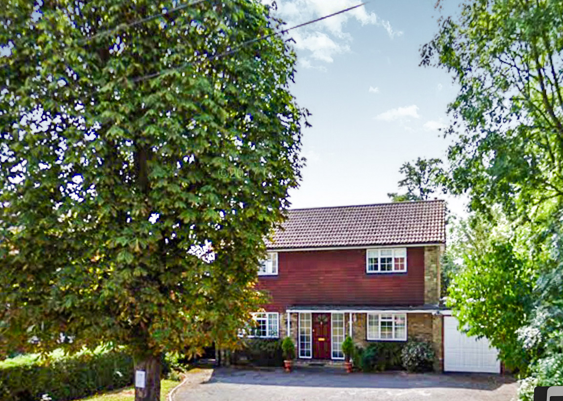 4 bedroom detached house for sale in Burnham Road, Althorne, CM3 6DP