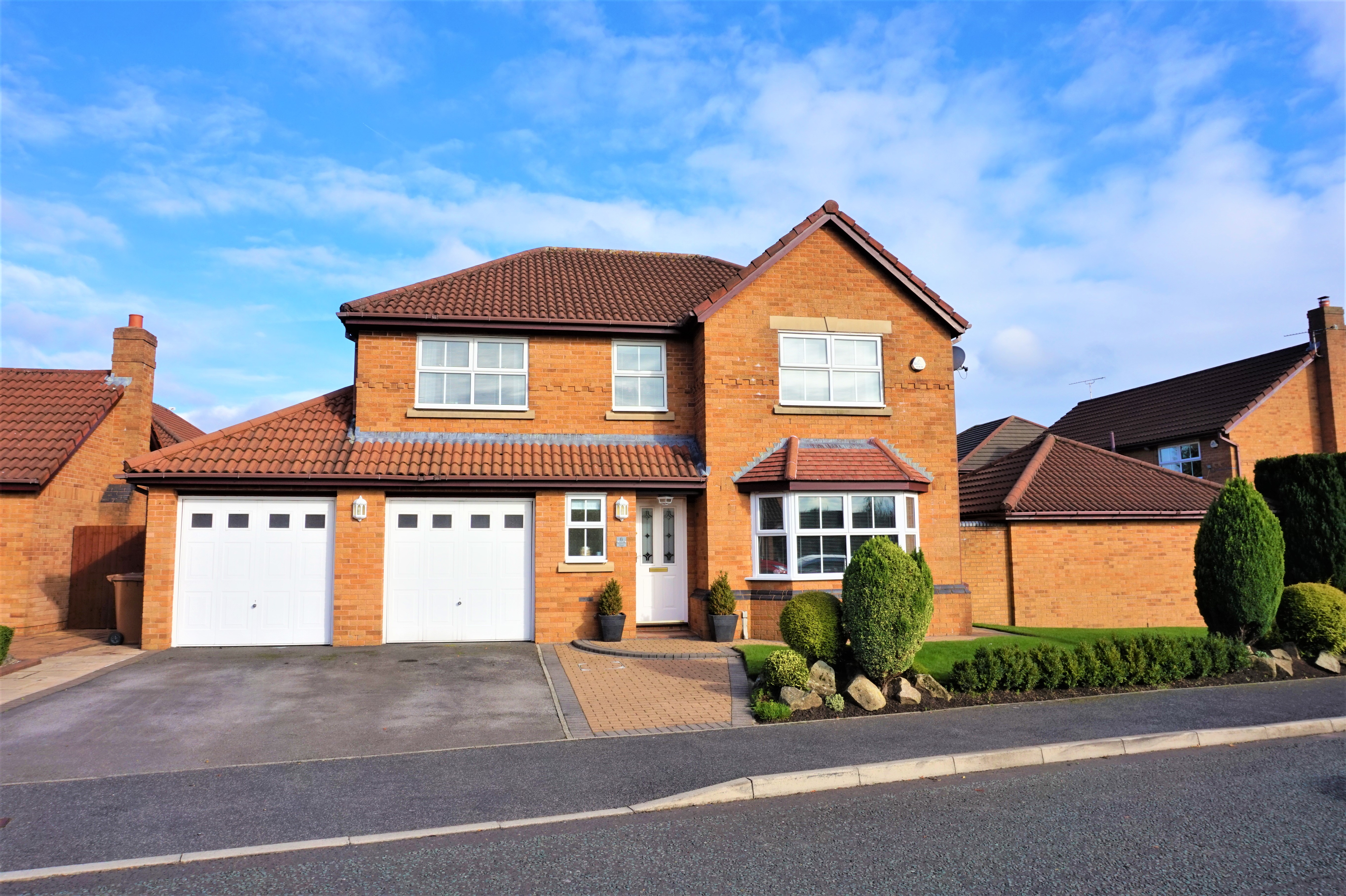 4 bedroom detached house for sale in Sandstone Close, Prescot, L35 6DF