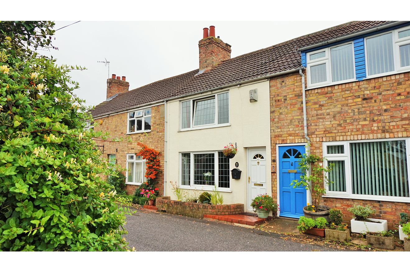 2 bedroom terraced house for sale in Kirk Road, Walpole St. Peter, PE14 7LL