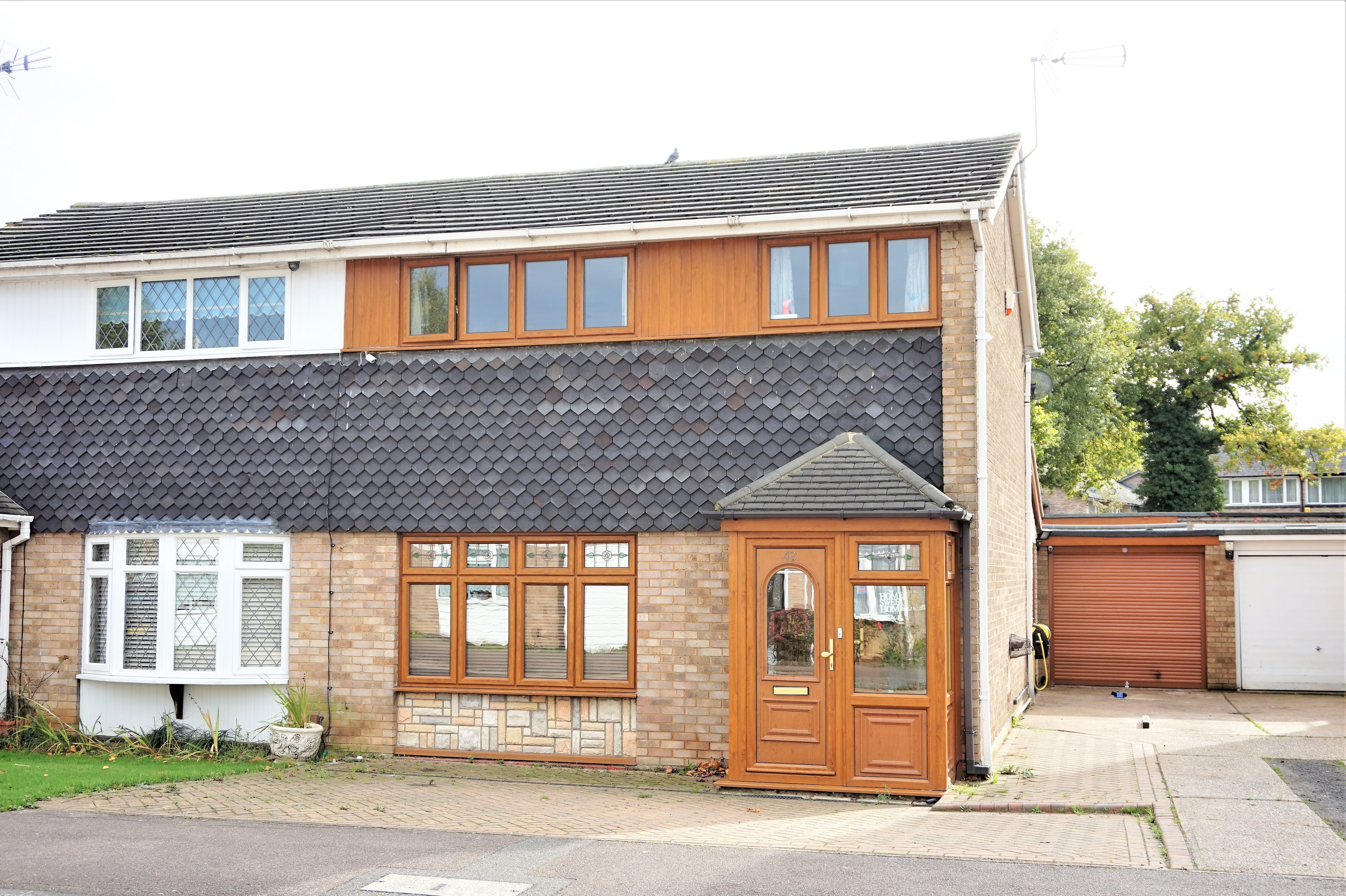 3 bedroom semi-detached house for sale in Falstones, Basildon, SS15 5BX