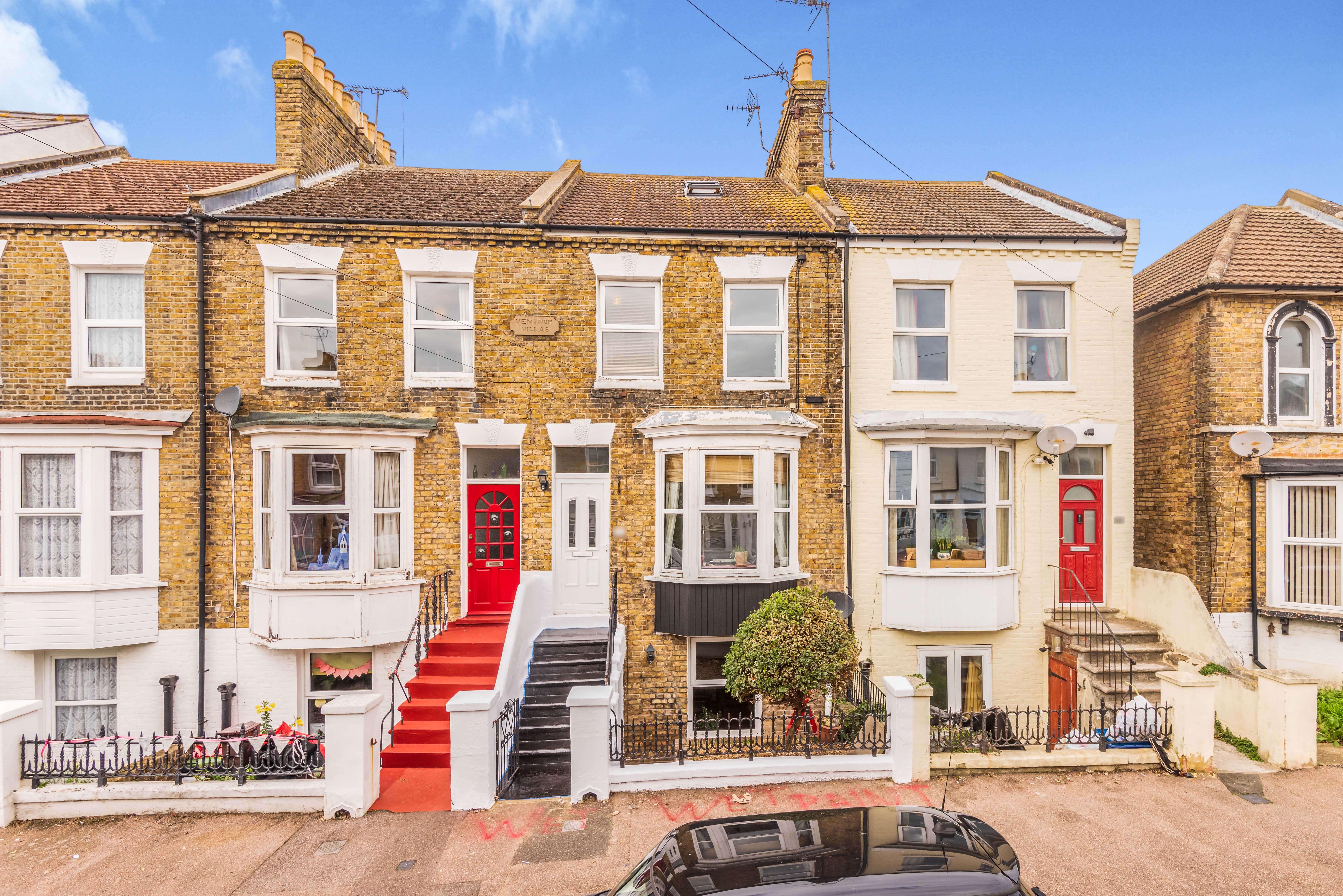 5 bedroom terraced house for sale in Duncan Road, Ramsgate, CT11 9QH