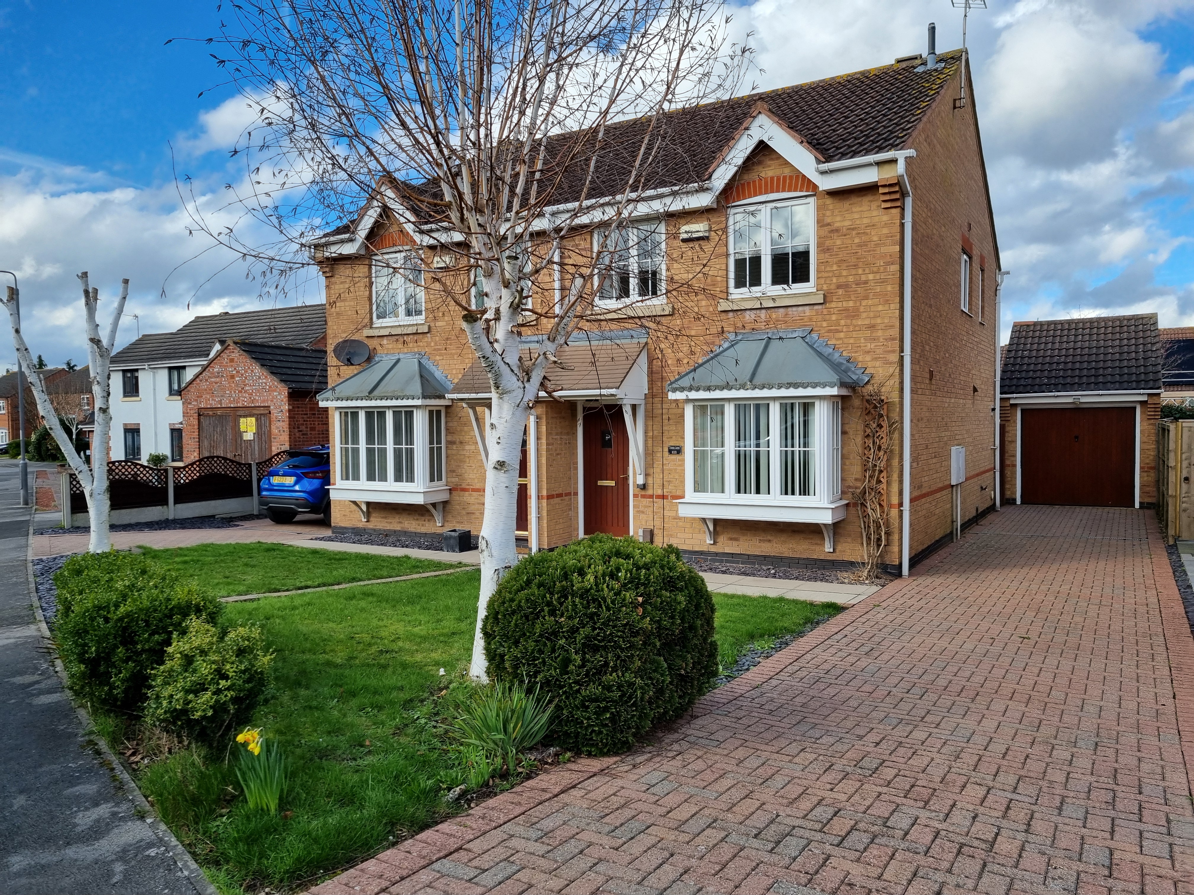 3 bedroom semi-detached house for sale in Harebell Gardens, Bingham ...