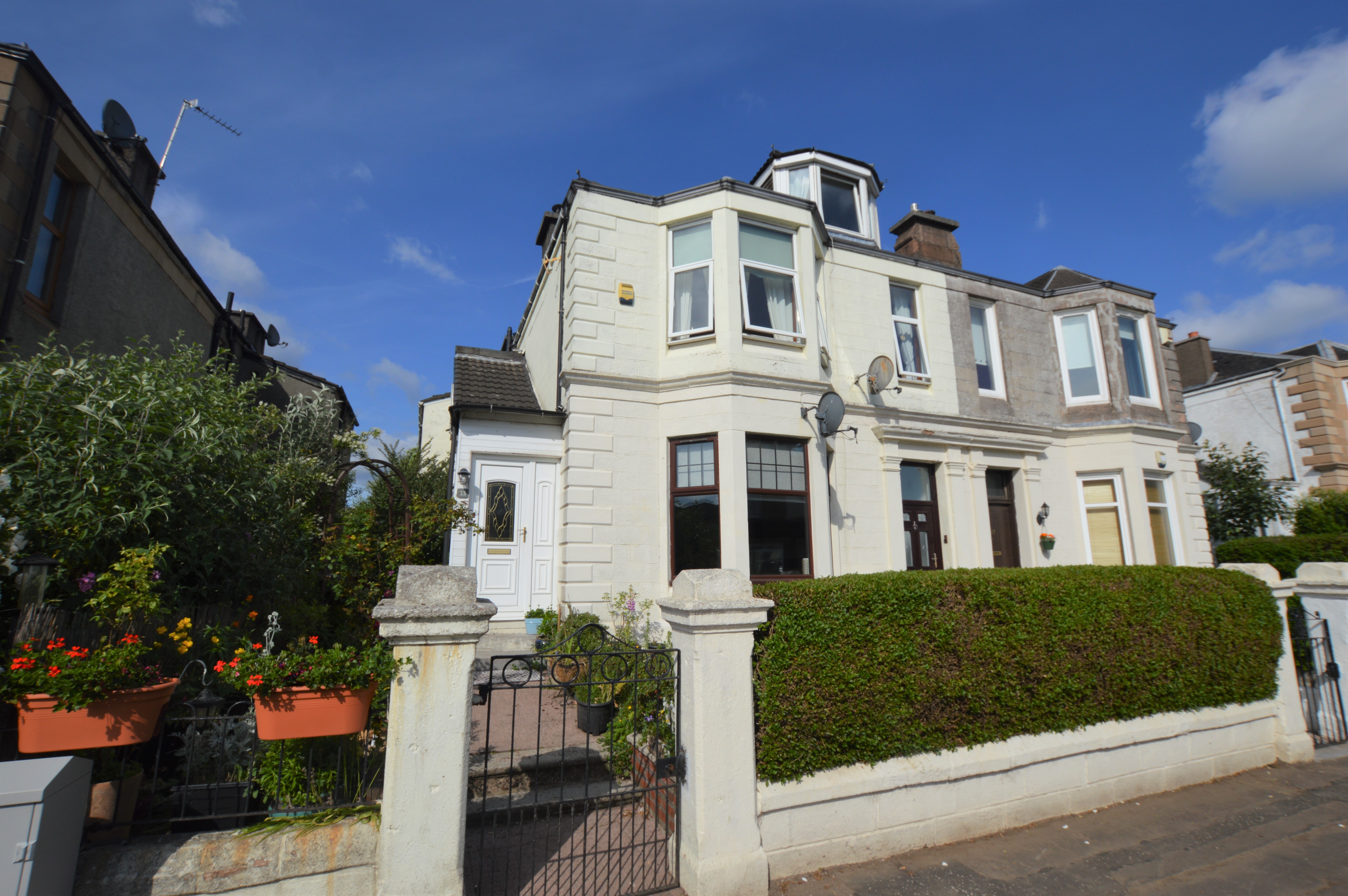 4 bedroom maisonette for sale in Braidfauld Gardens, Glasgow, G32 8PX