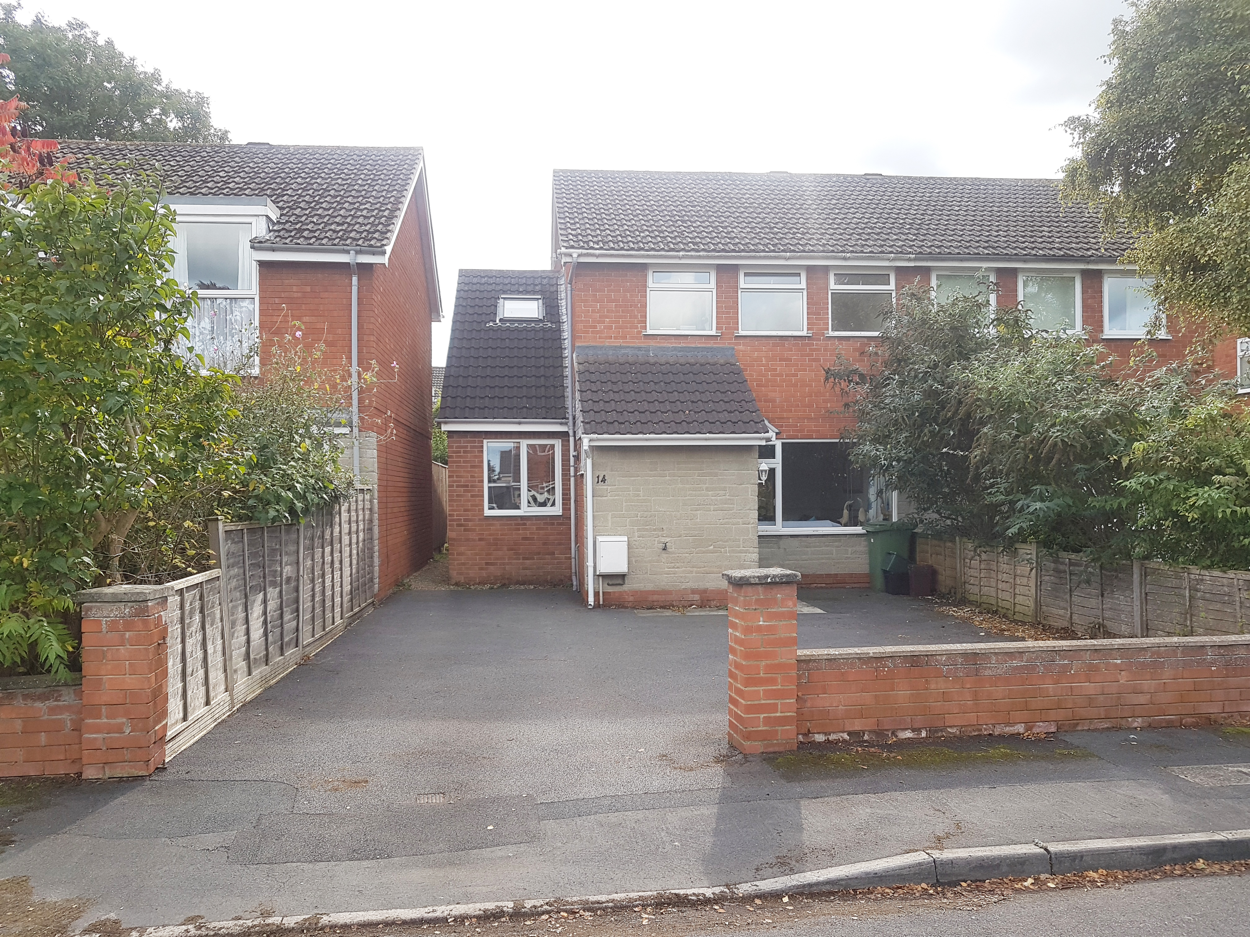 5 bedroom semi-detached house for sale in Barnard Avenue, Street, BA16 0RW