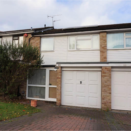 3 bedroom terraced house for sale in Wolf Lane, Windsor, SL4 4YZ