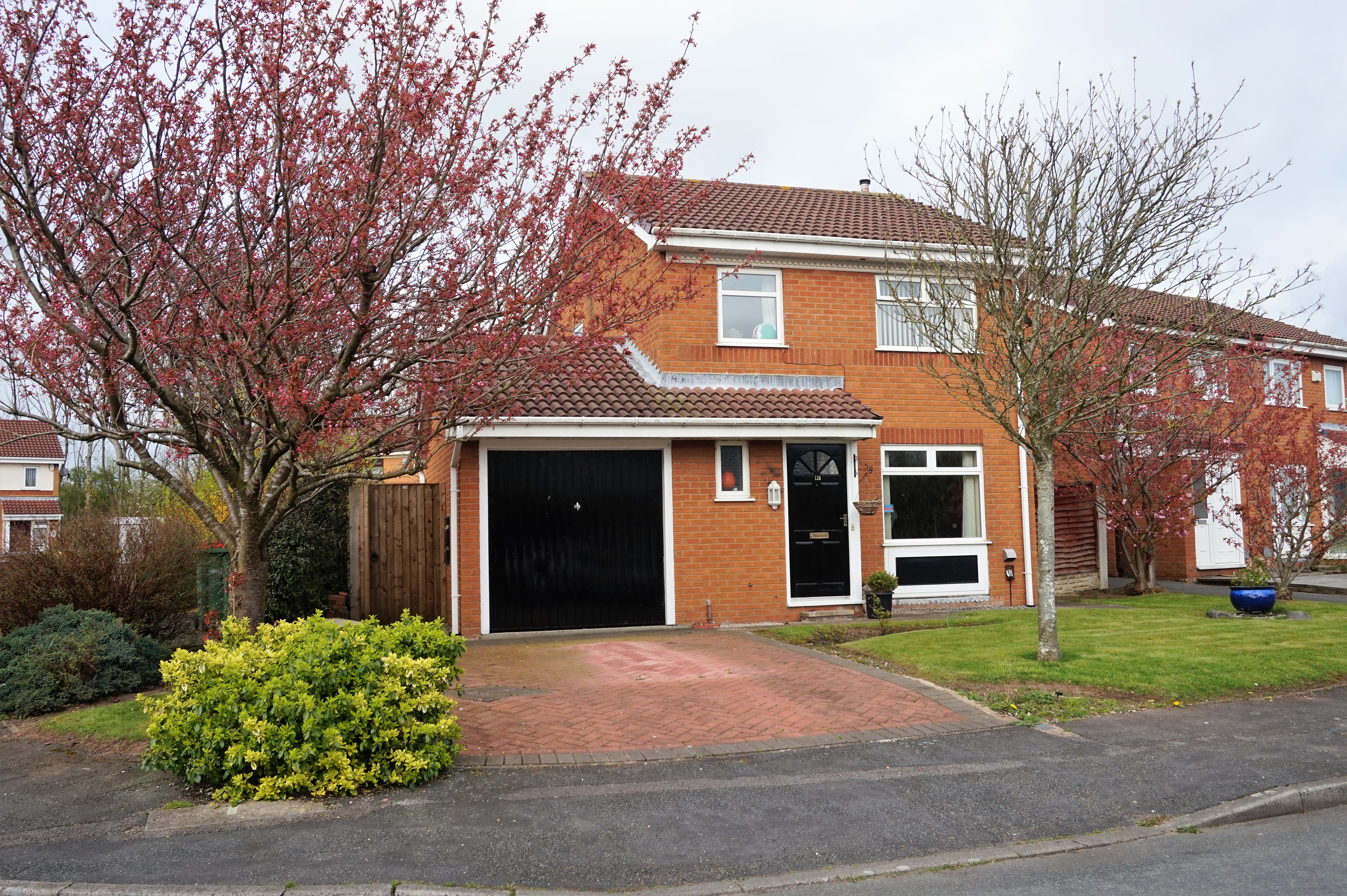 3 bedroom detached house for sale in Savick Way, Preston, PR2 1XA