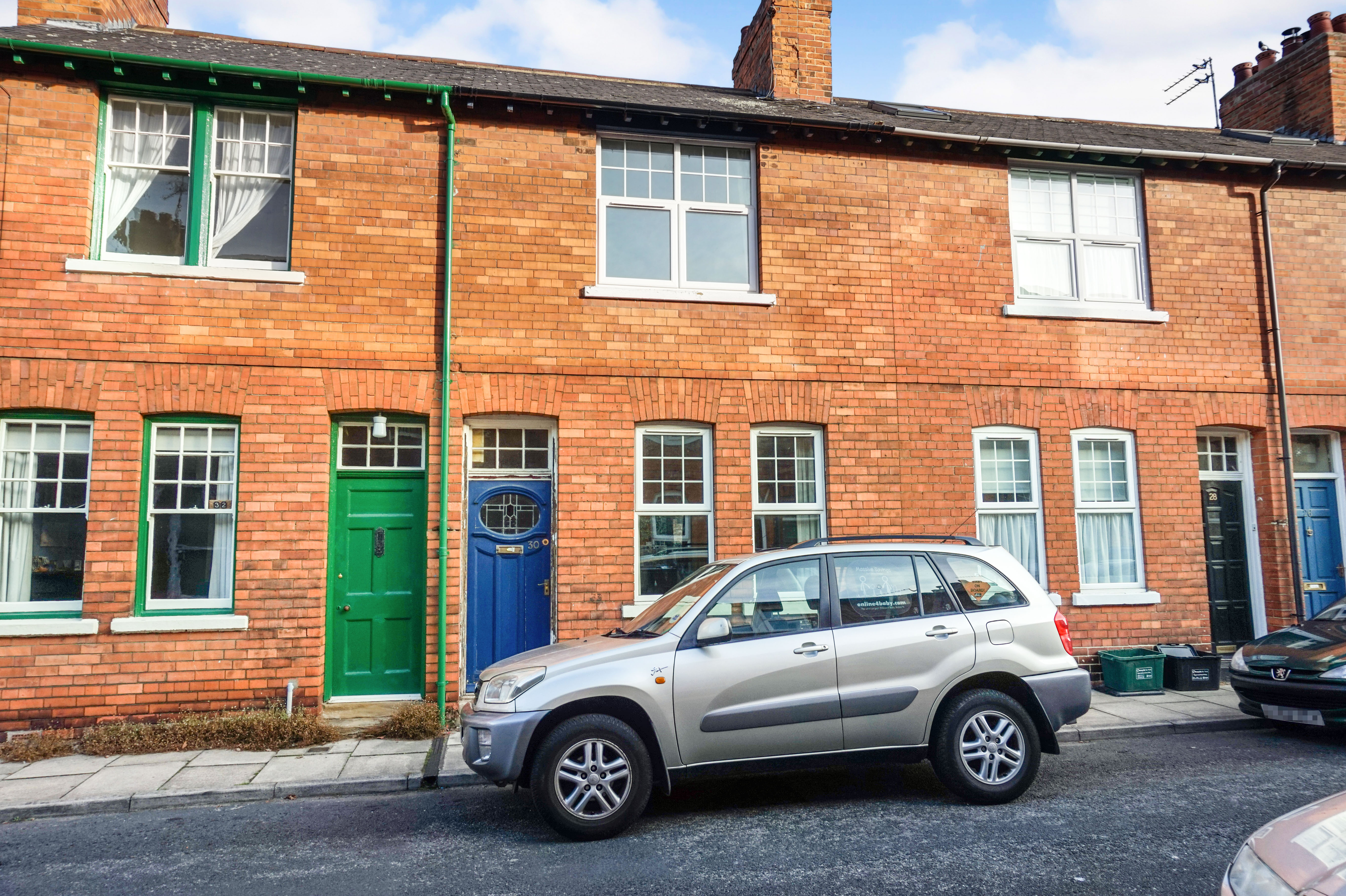 3 bedroom terraced house for sale in Hartoft Street, York, YO10 4BN