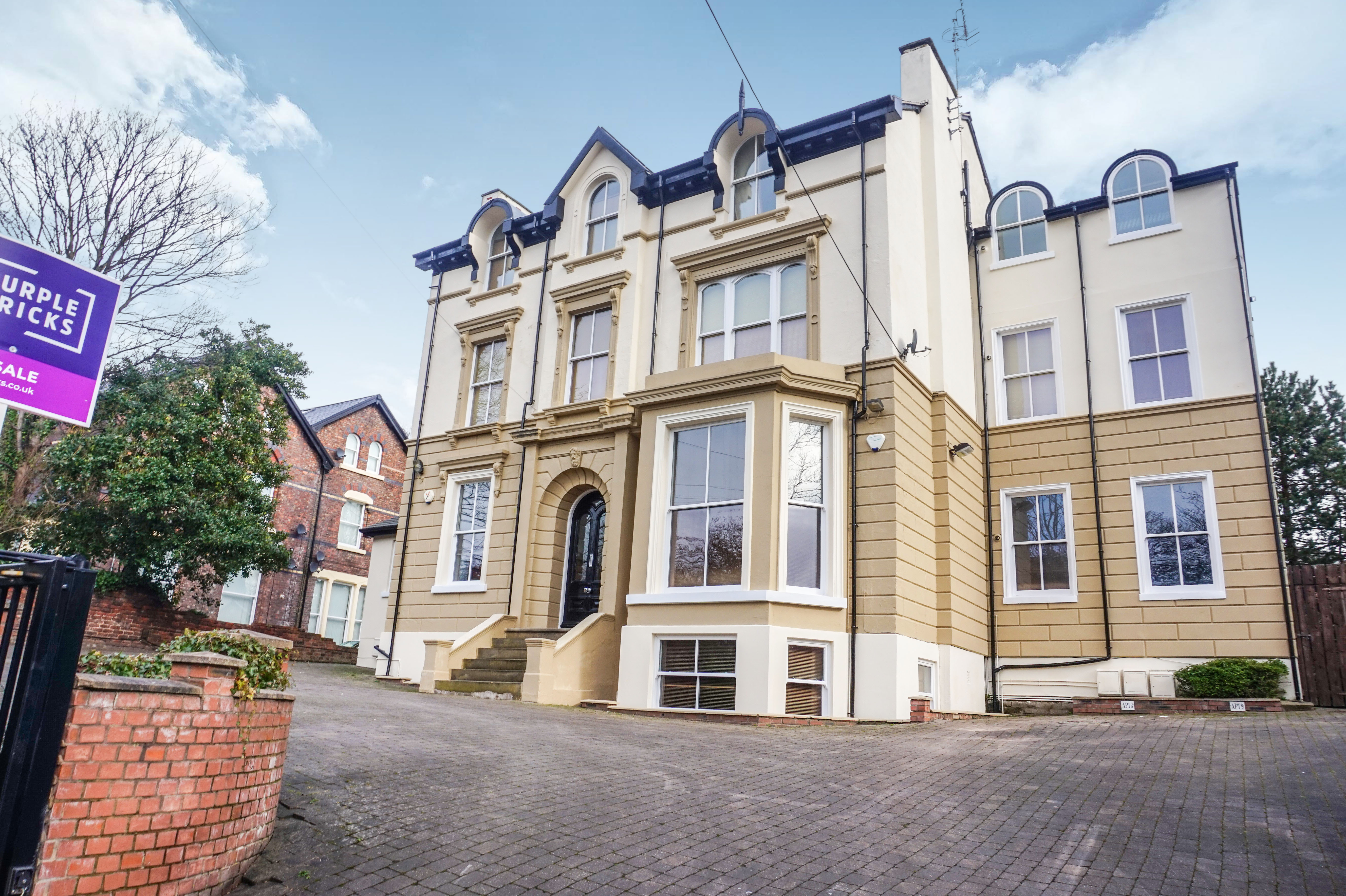 3 bedroom apartment for sale in Alexandra Drive, Liverpool, L17 8TA