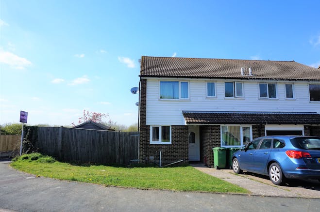 3 Bedroom Semi Detached House For Sale In Reedswood Road St Leonards