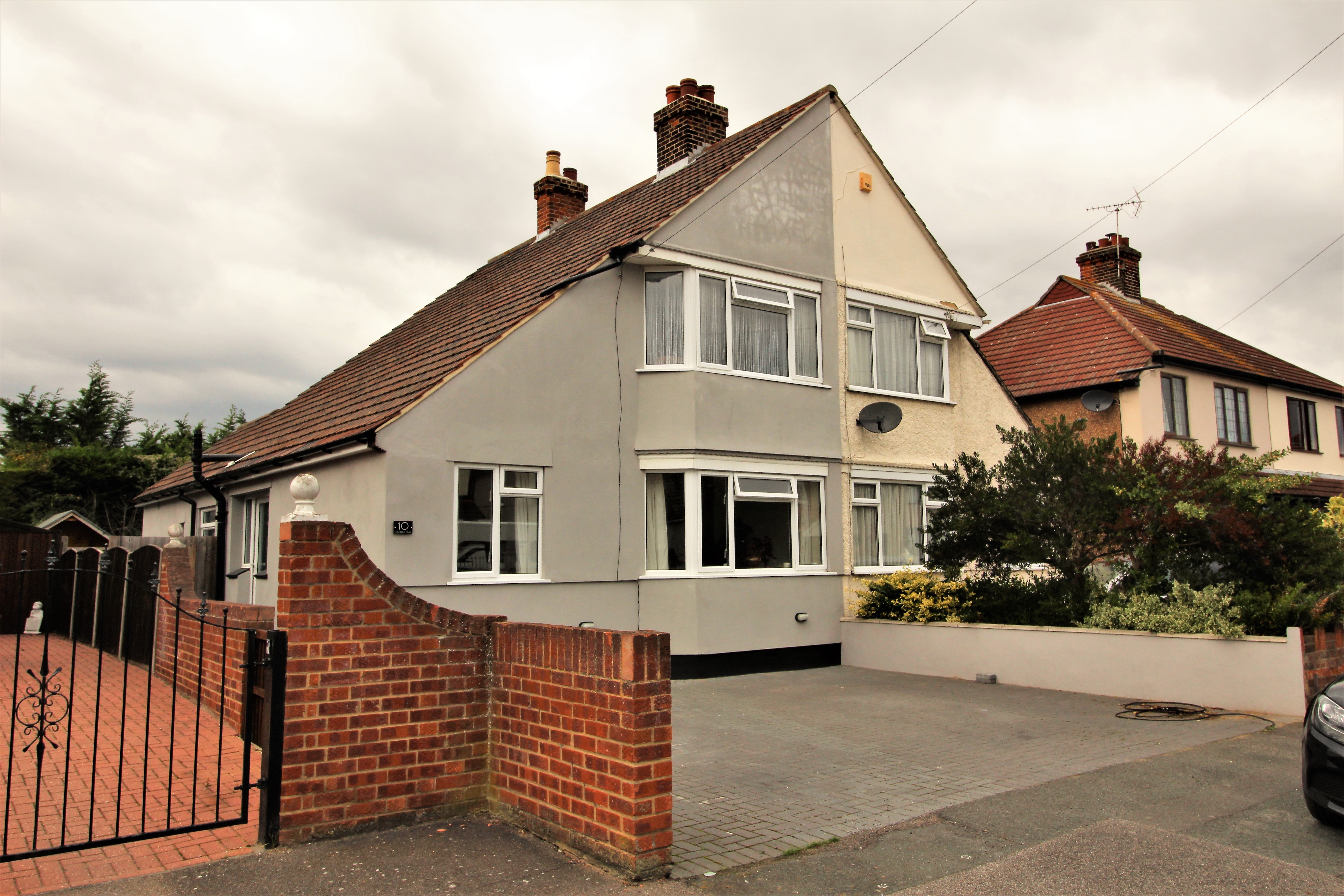 3 bedroom semi-detached house for sale in Orchard Drive, Grays, RM17 5AF