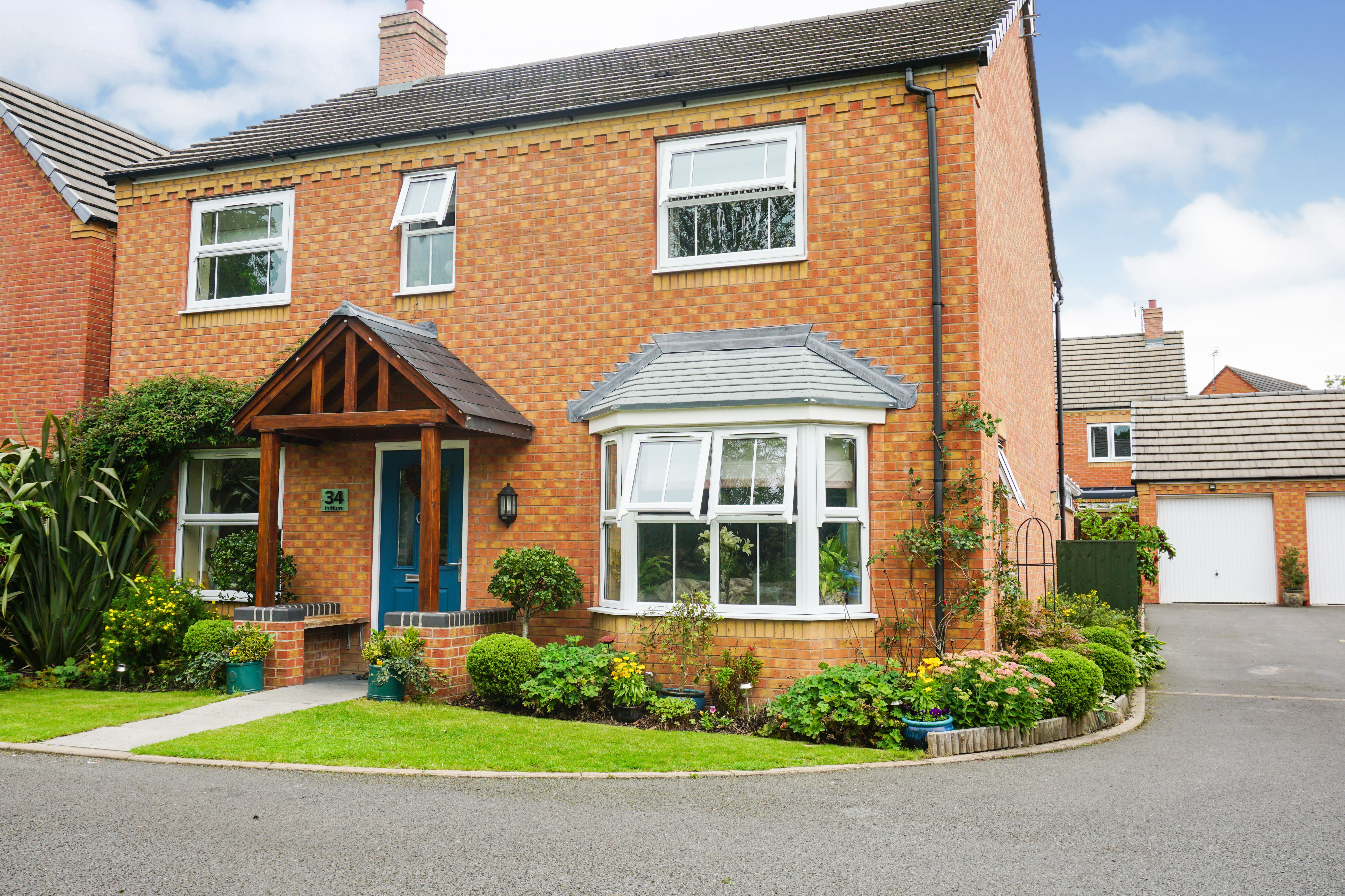 4 bedroom detached house for sale in Griffin Lane, Solihull, B90 1TS