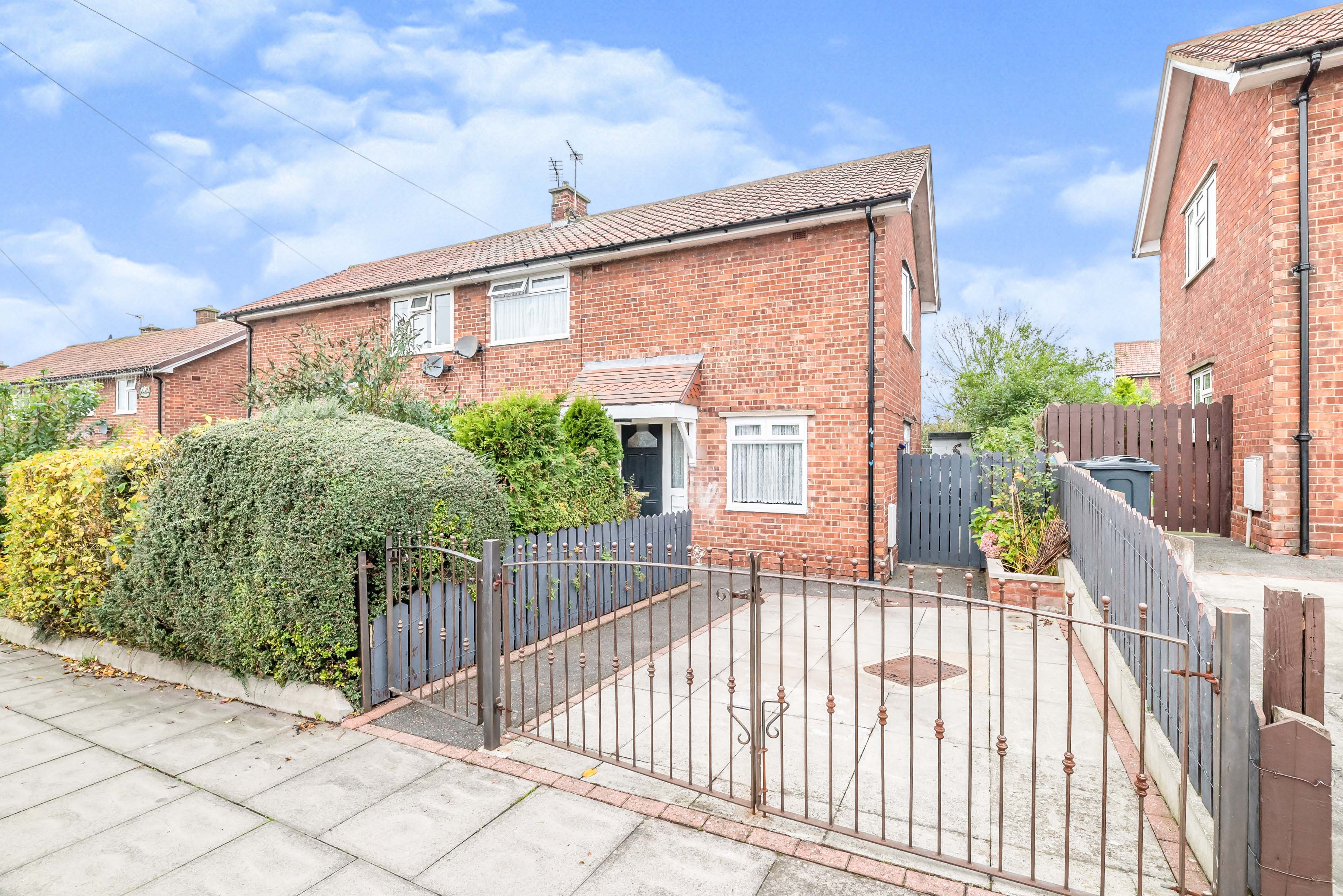 3 bedroom semi-detached house for sale in Ribble Drive, Darlington, DL1 5TP