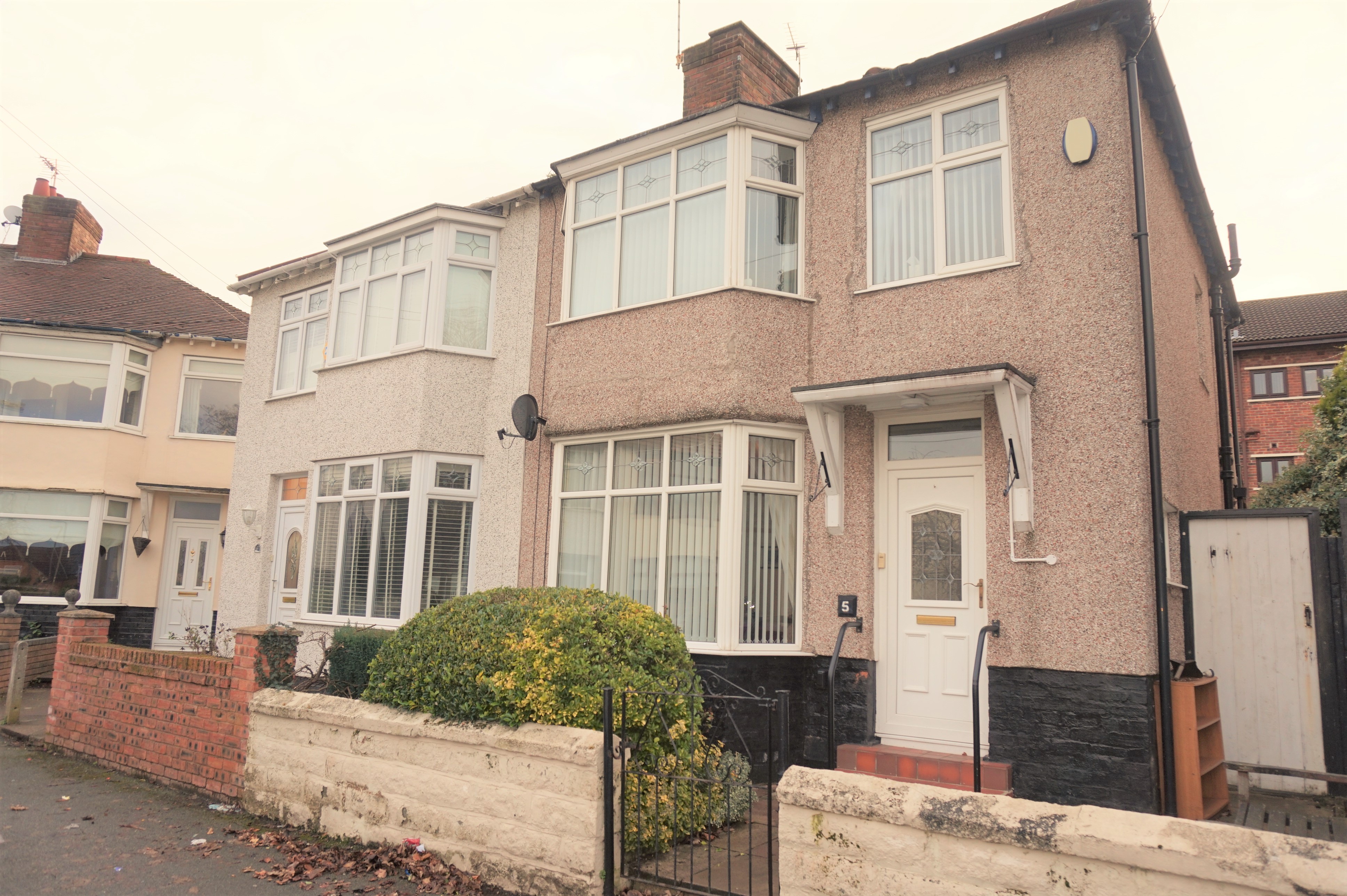 3 bedroom semi-detached house for sale in Lance Grove, Liverpool, L15 6UL