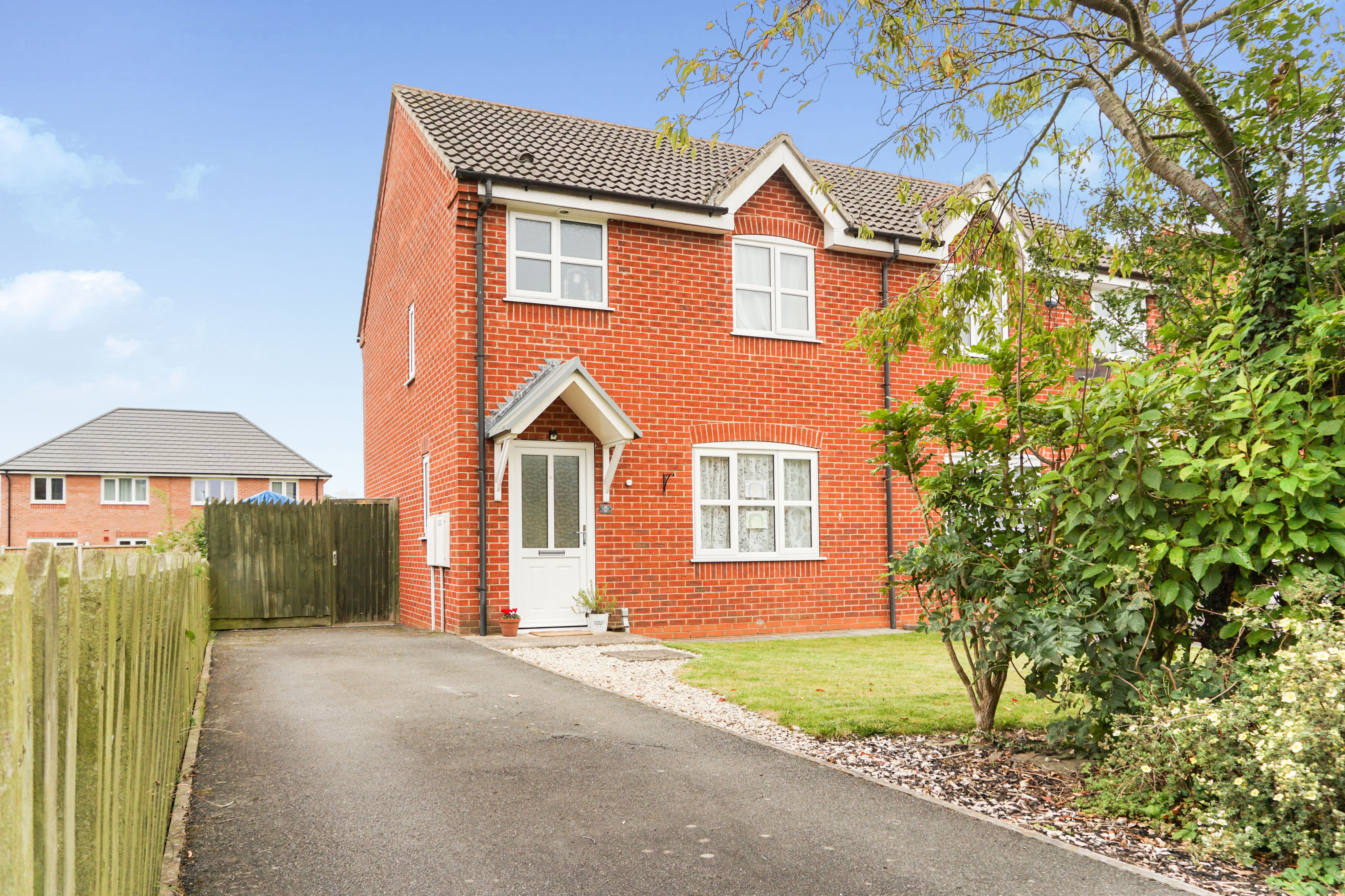 3 bedroom semi-detached house for sale in Crystal Close, Derby, DE3 0BP