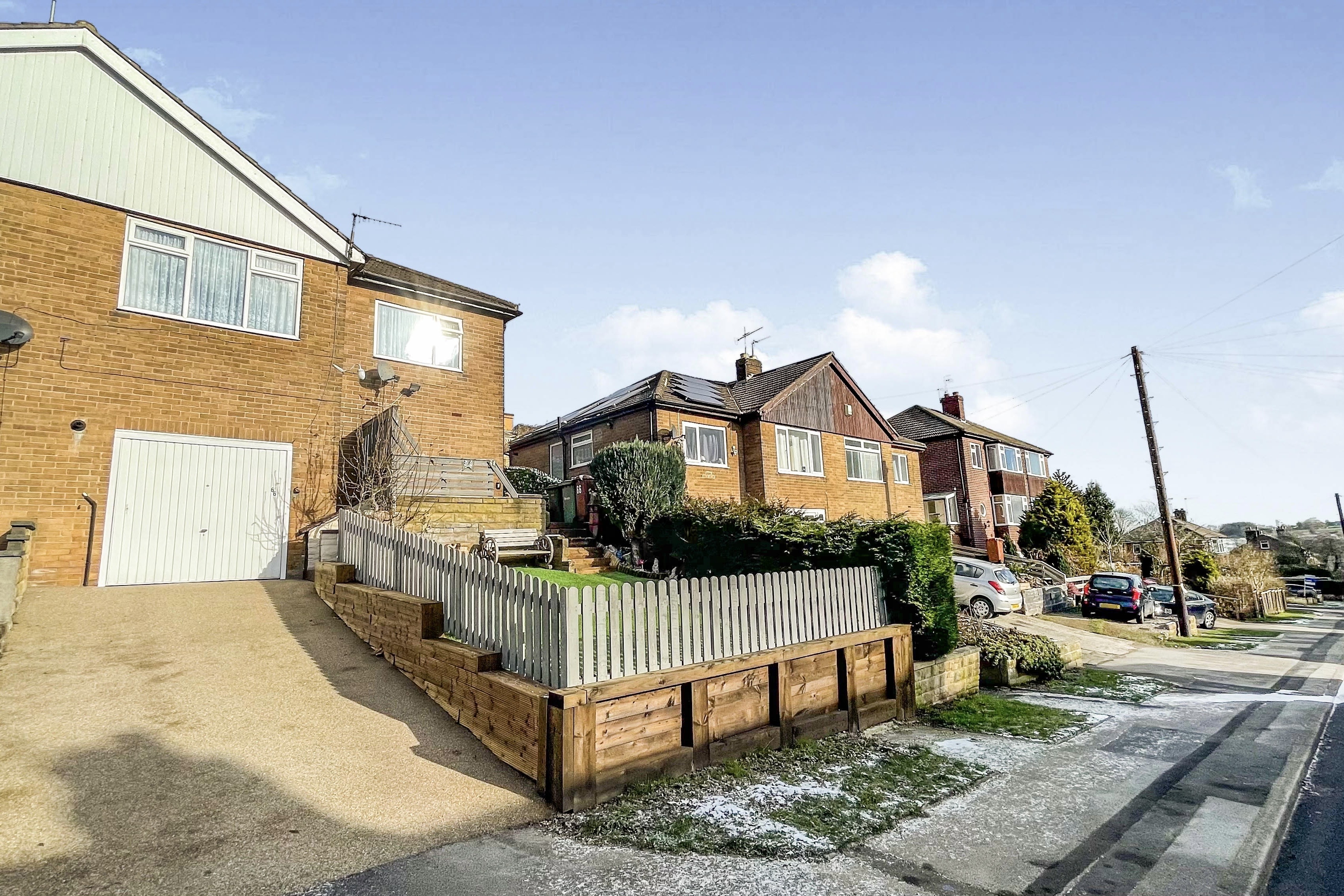 2 bedroom semi-detached house for sale in Priesthorpe Road, Farsley ...