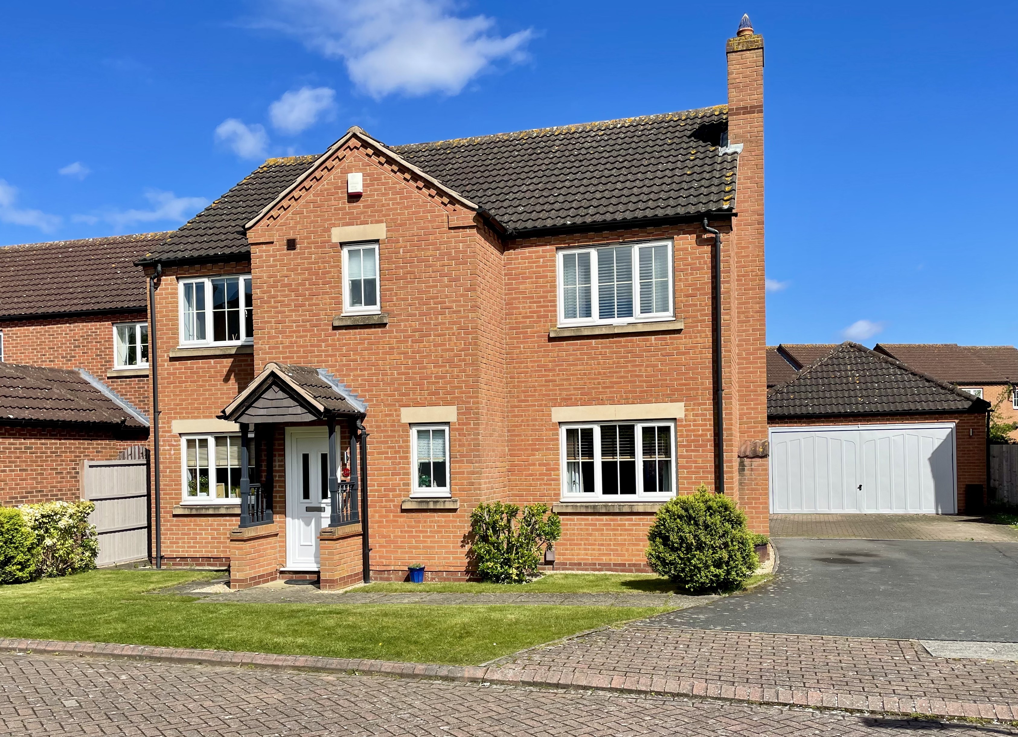 4 bedroom detached house for sale in Manor Rise, Reepham, Lincoln, LN3 4GA