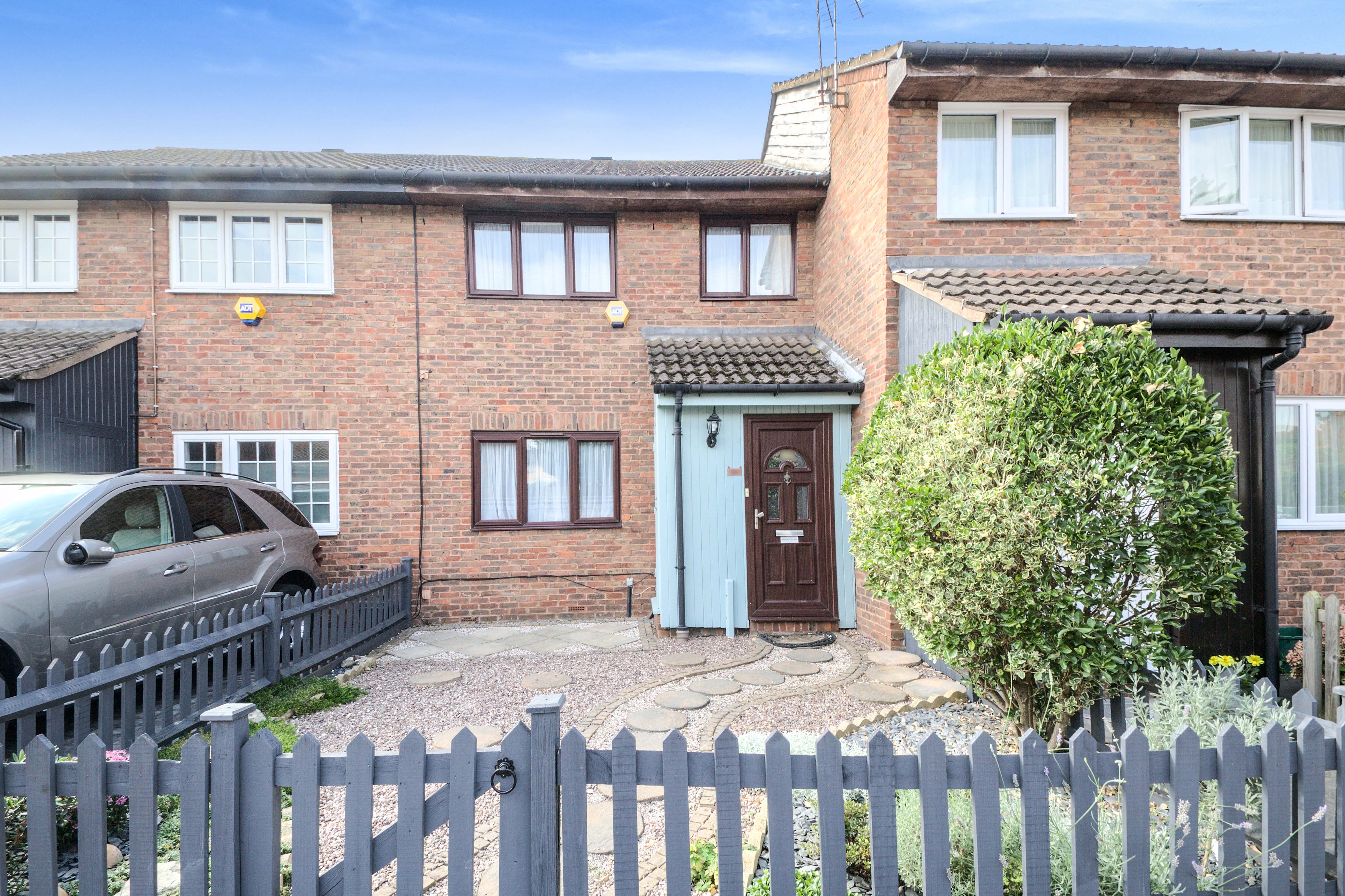 3 bedroom terraced house for sale in Surlingham Close, London, SE28 8NE
