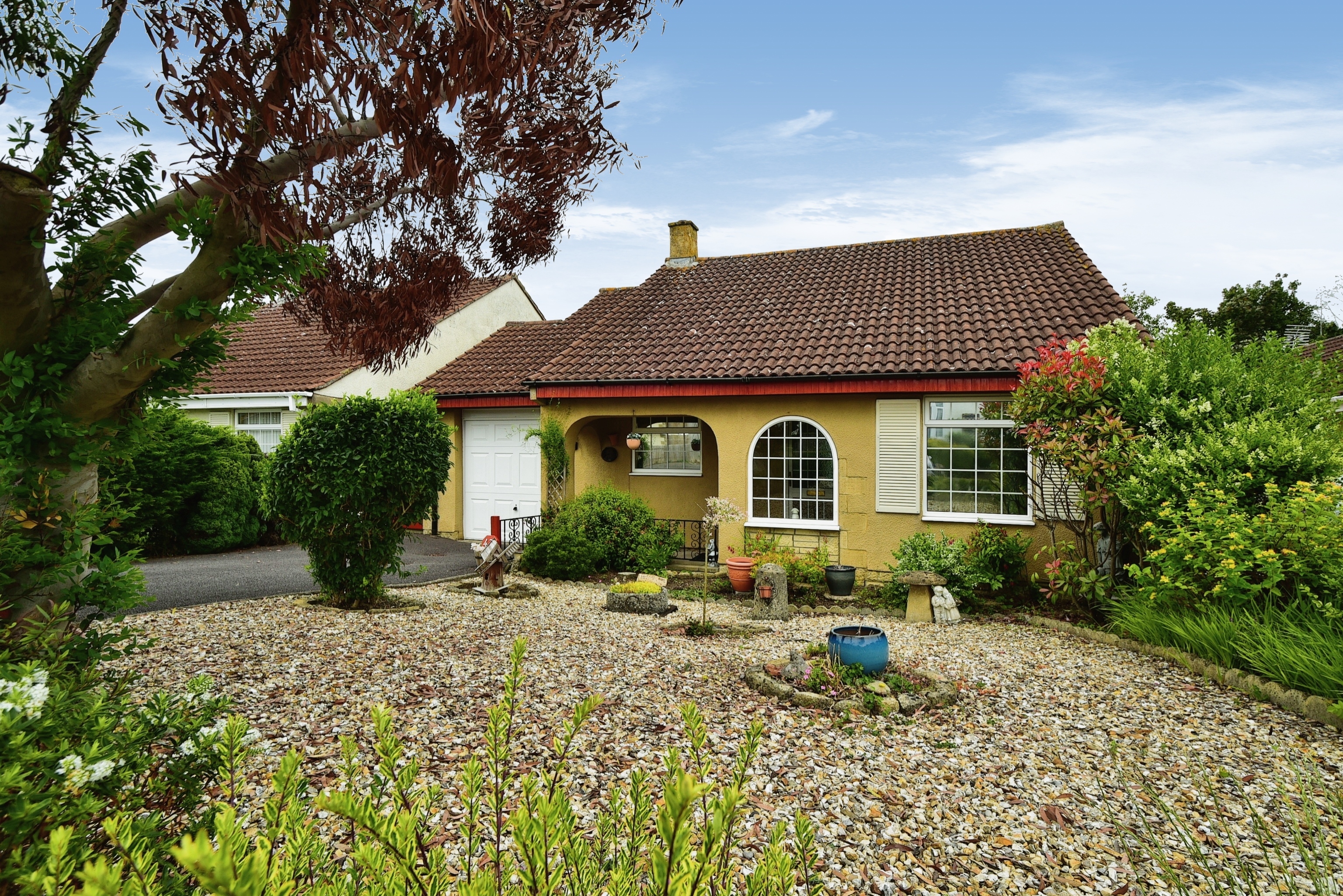 3 bedroom detached bungalow for sale in Alnwick - Toothill, Swindon ...