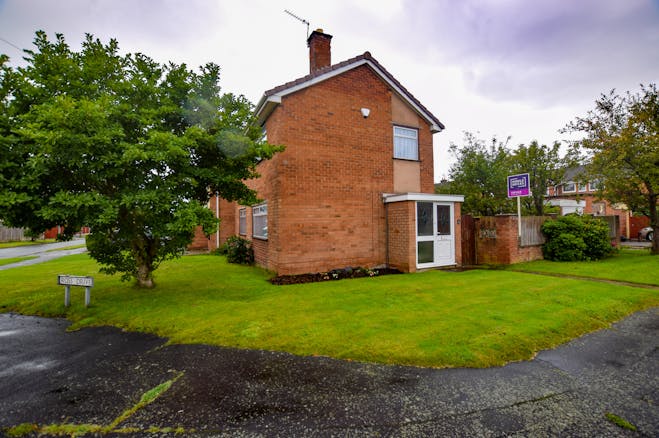 3 Bedroom Semi Detached House For Sale In Ross Drive Great Sutton